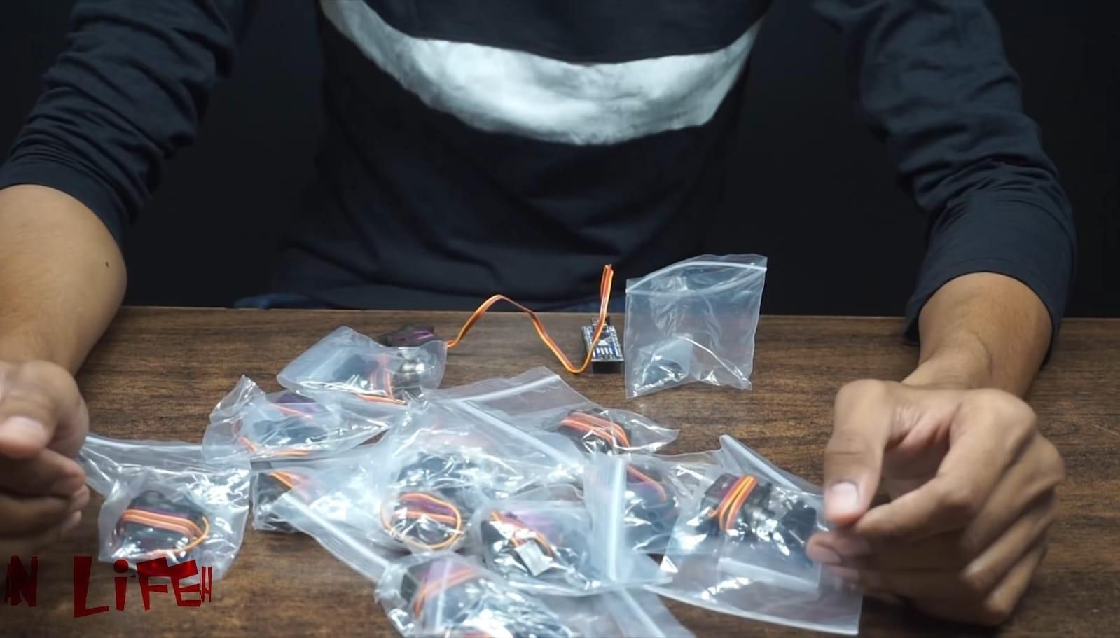 How to Make a WALKING SPIDER ROBOT at Home | 3D Printed Crawling Robot ...