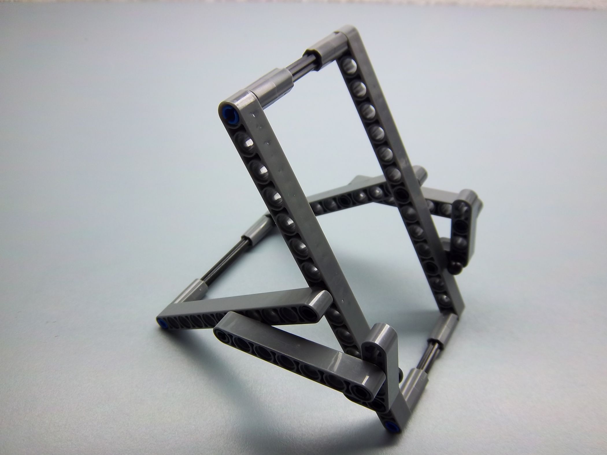 Lego Folding Tablet Stand - Instructables