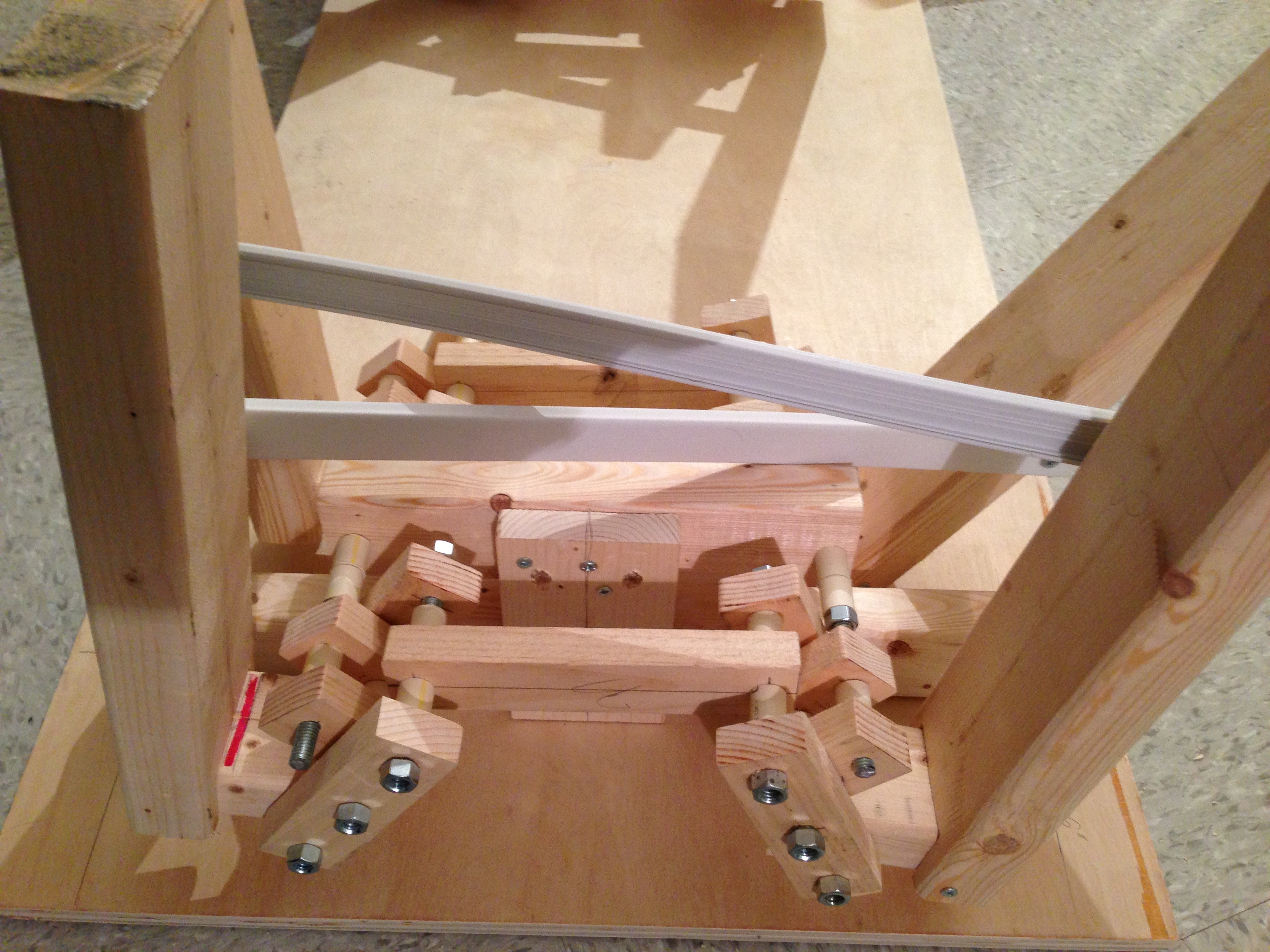 Walking Table : 8 Steps (with Pictures) - Instructables