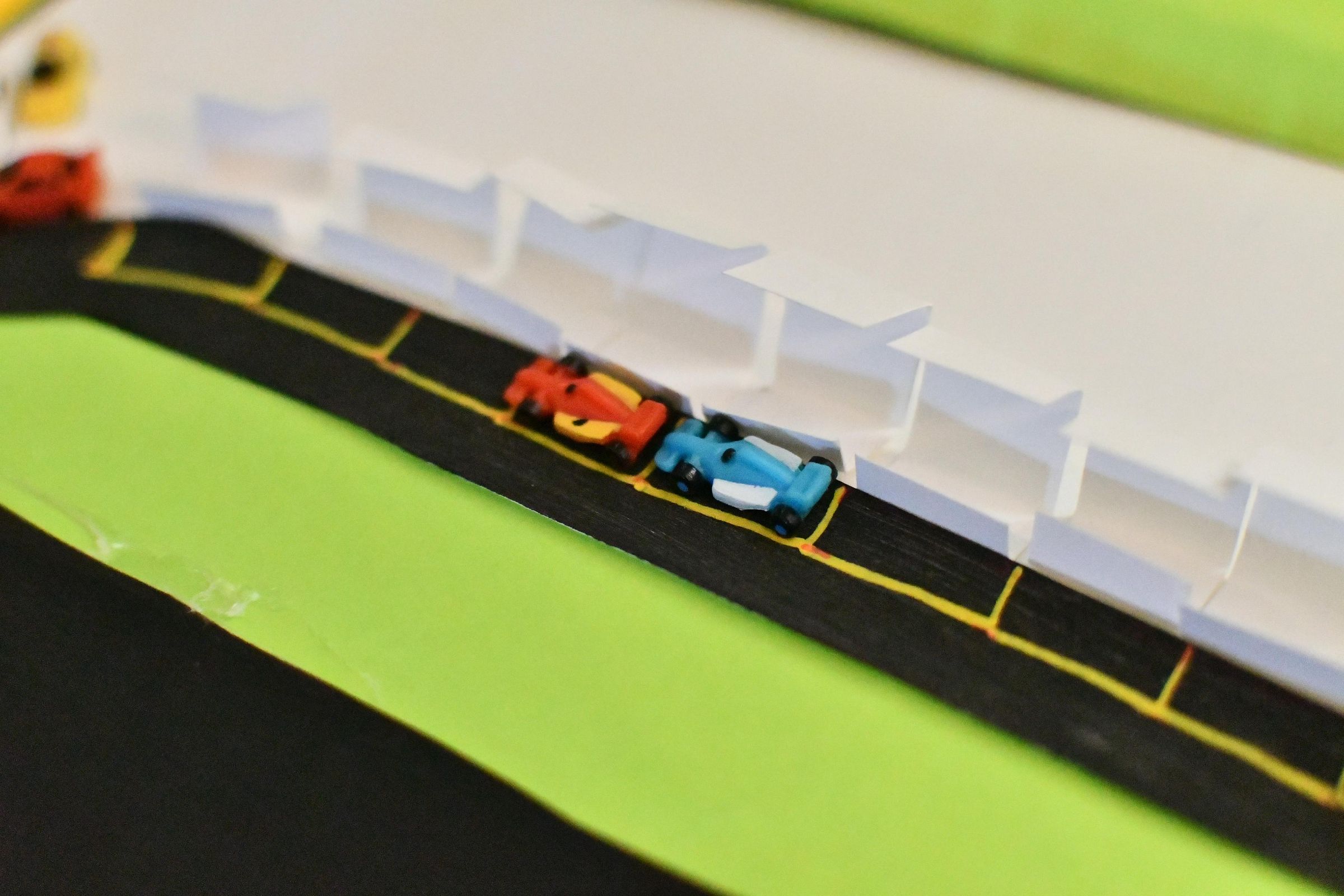 Paper Dragon Trail Racetrack : 9 Steps - Instructables