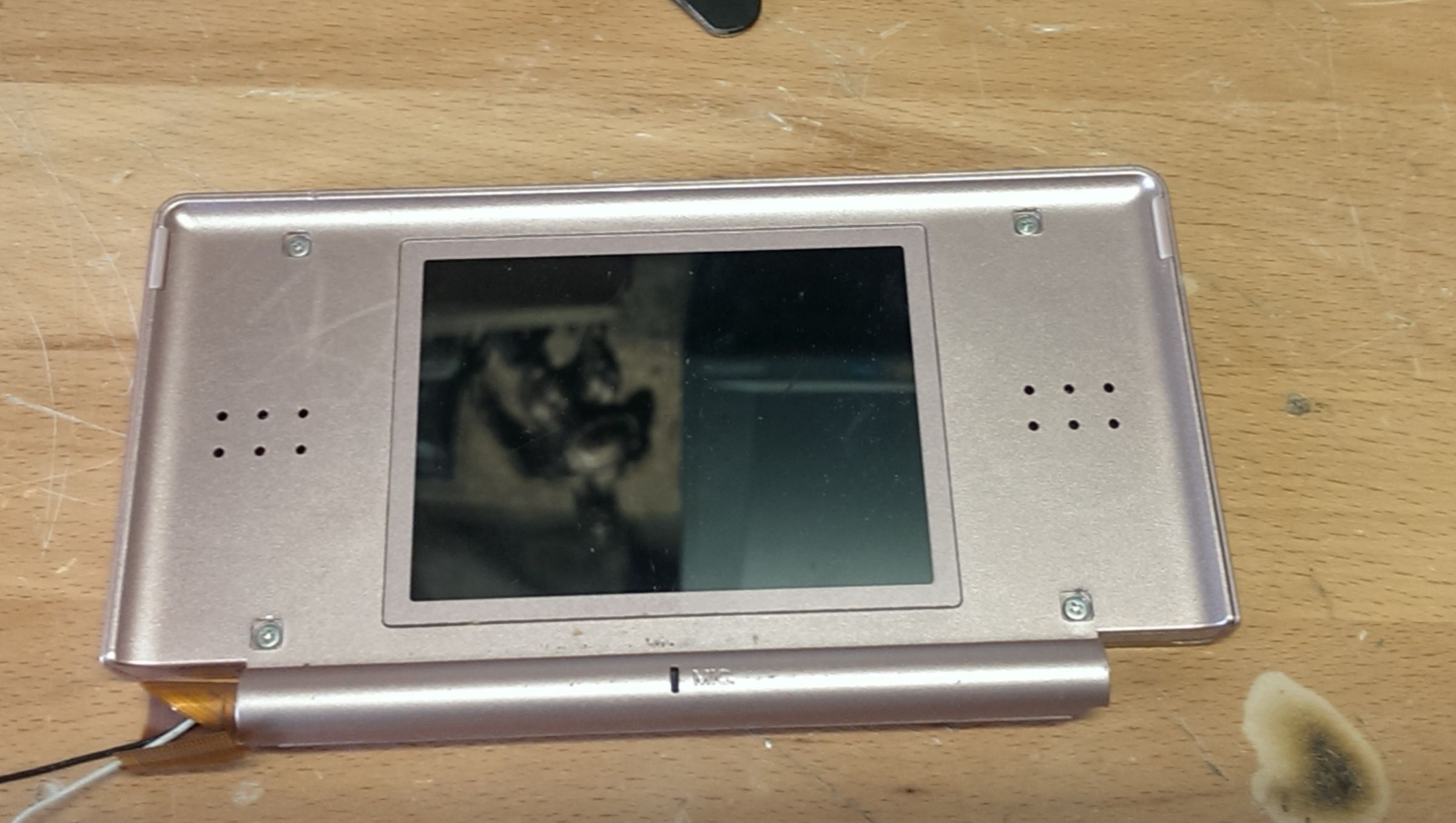 How to Fix a Broken Ds Lite : 16 Steps - Instructables