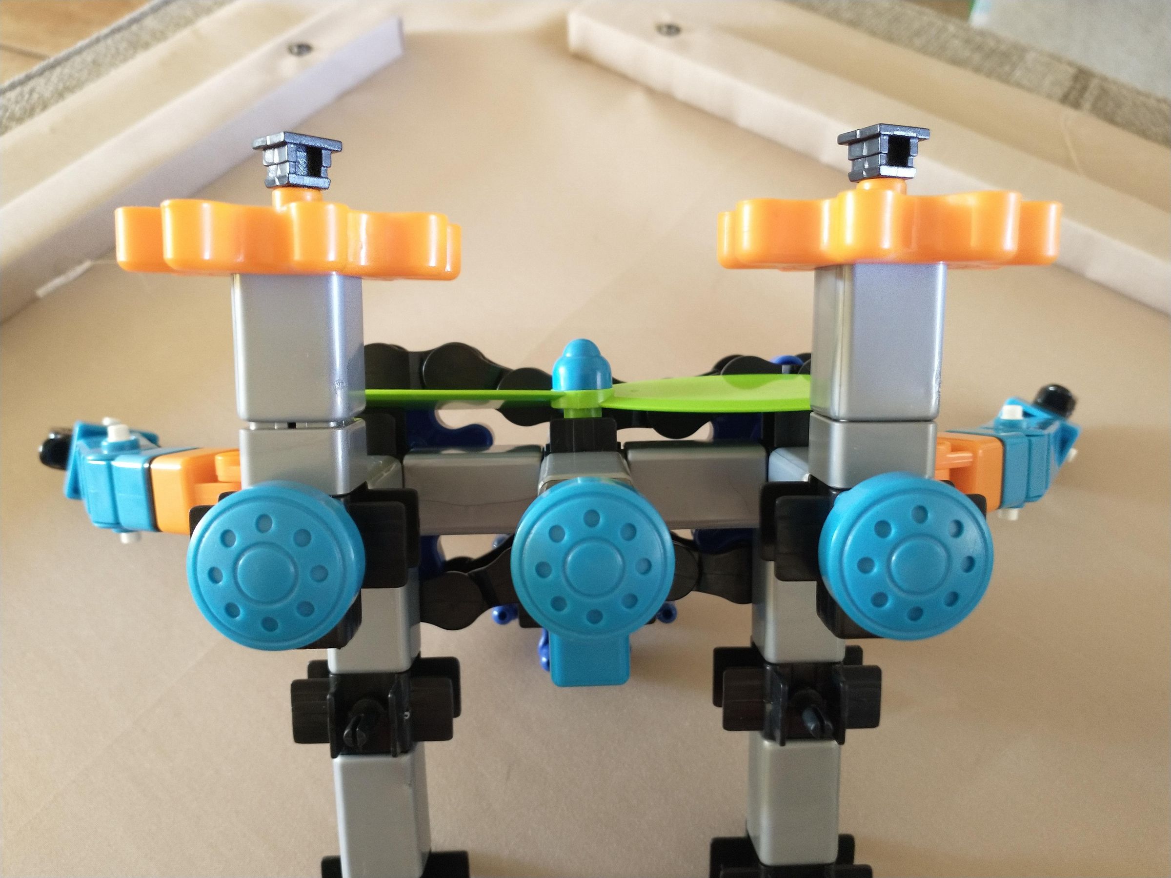 Robot With G-"ears" and Propeller and Gear-eyes in 5 Steps (with ...