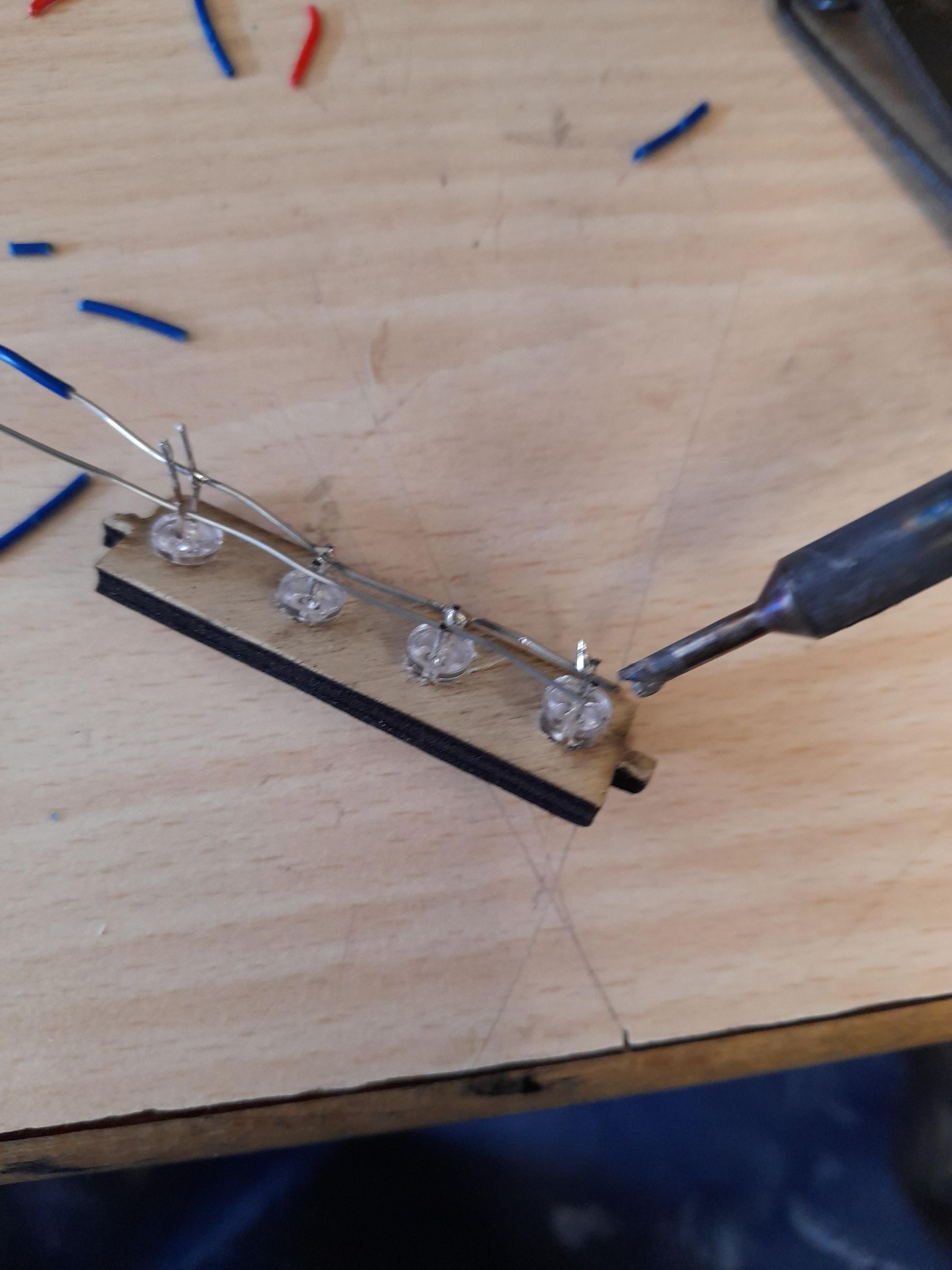 Modern Space-Saving Desk Lamp (laser Cut) : 9 Steps (with Pictures ...