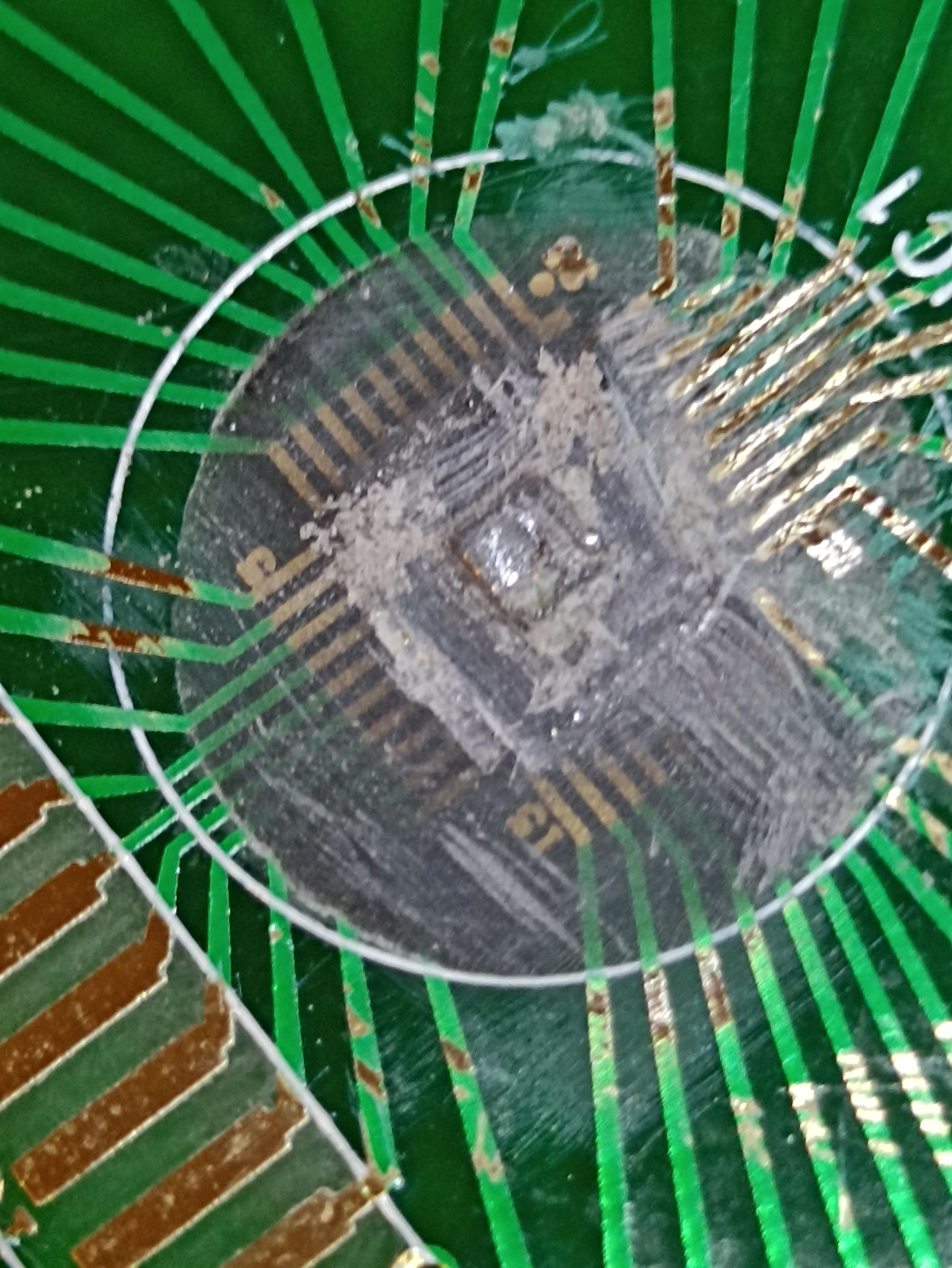 Replacing a 40 Pin COB With a 44 Pin QFP : 3 Steps (with Pictures ...