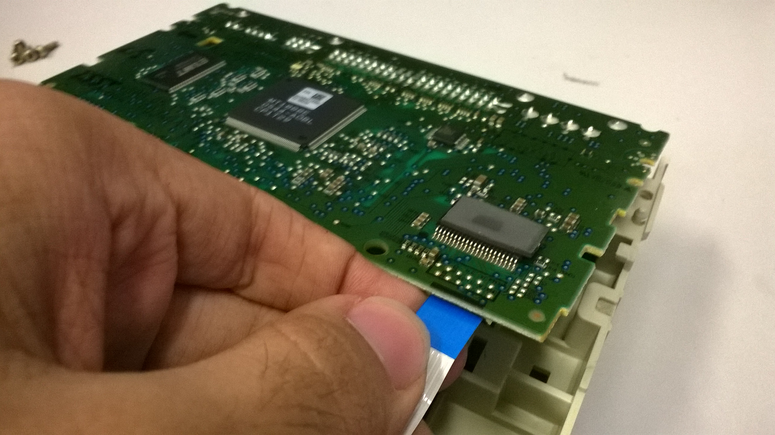 Disassembling a CD/DVD Reader and Reusing Its Parts : 12 Steps (with ...