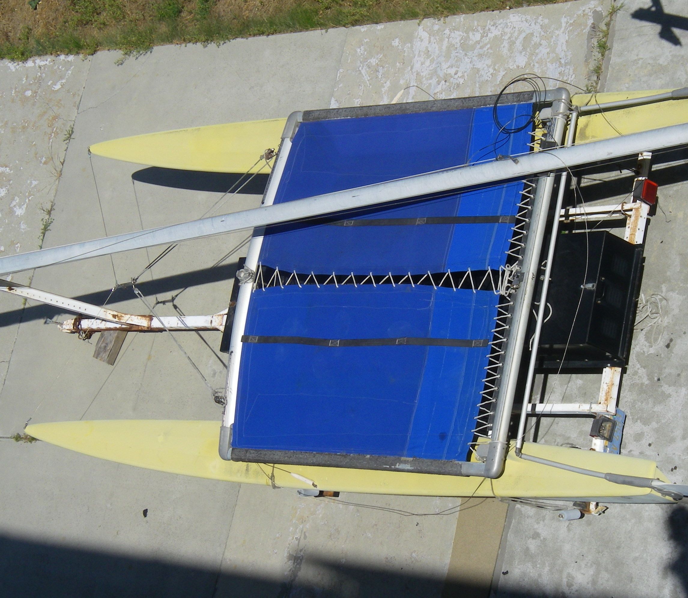 Sew a Quick Catamaran Trampoline : 10 Steps (with Pictures) - Instructables