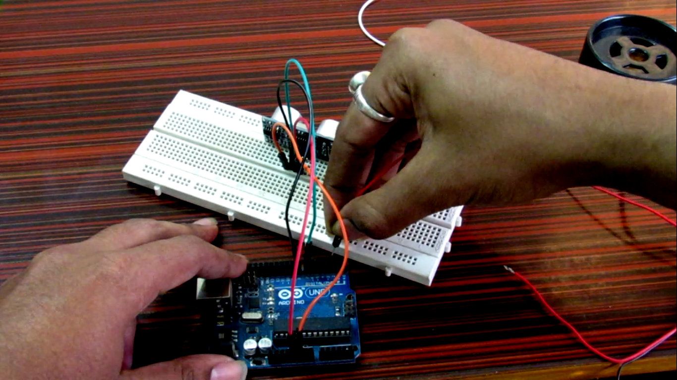 World's Loudest Arduino Intruder Alarm : 4 Steps (with Pictures ...