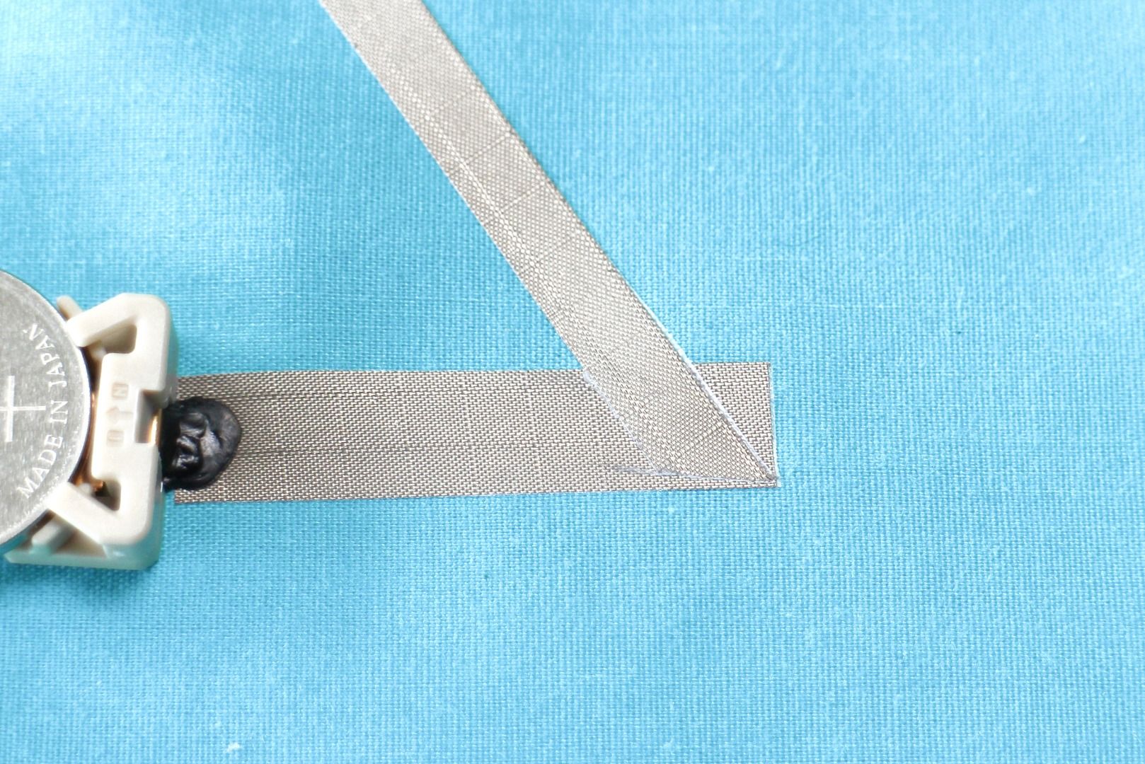 How to Work With Conductive Fabric : 19 Steps (with Pictures ...