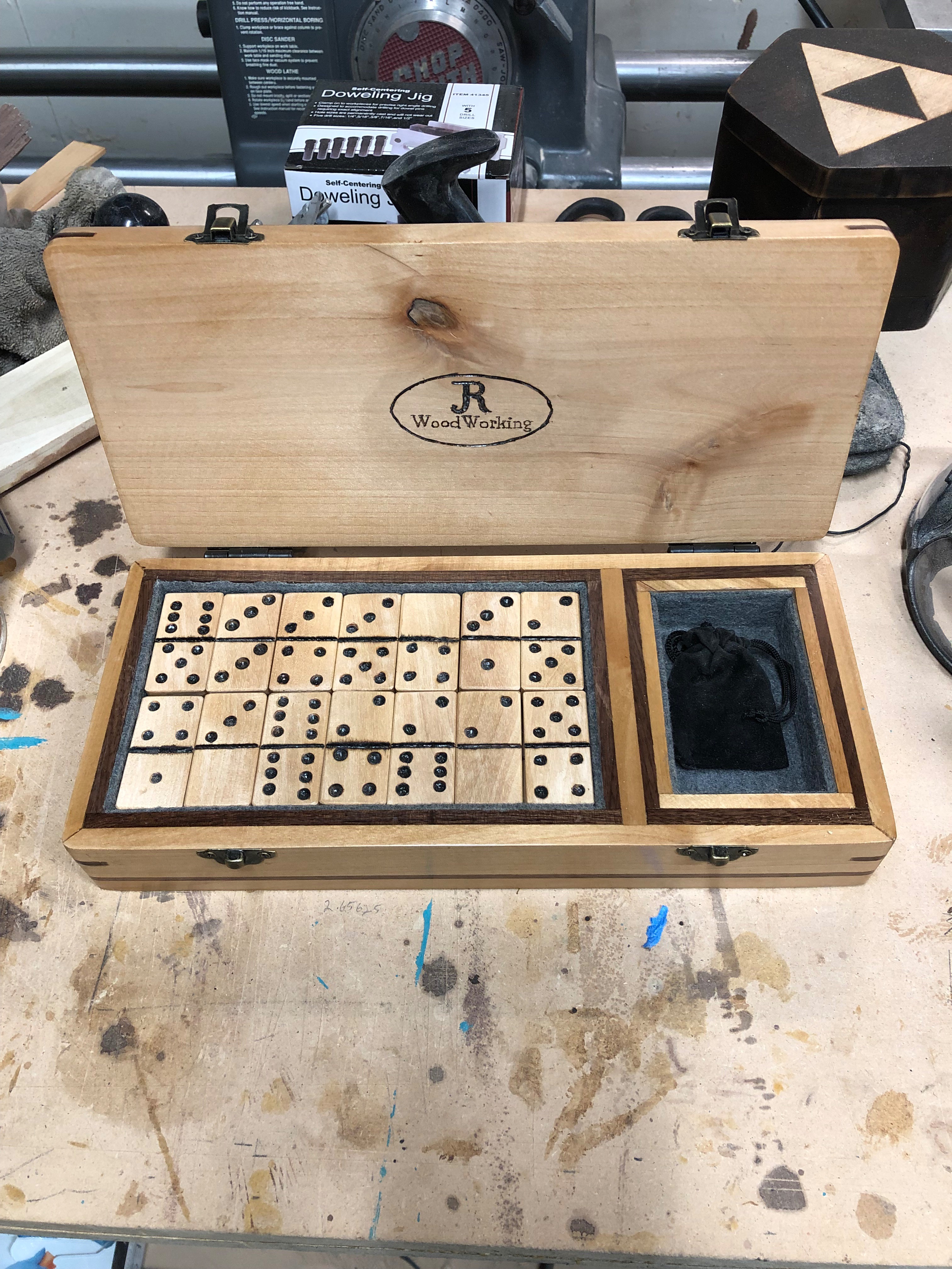 Domino Box With Scoring Track : 12 Steps - Instructables