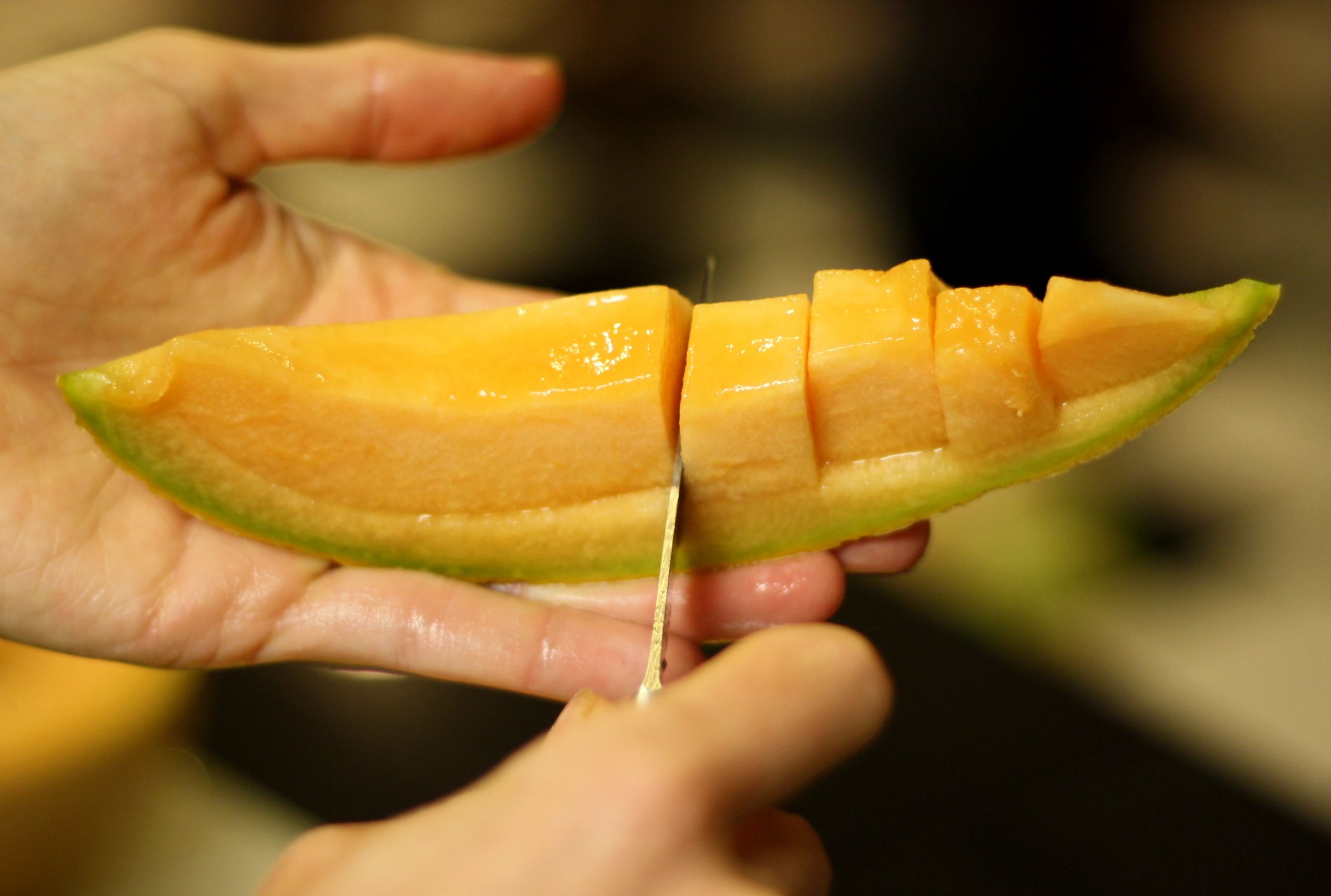 How to Cut a Melon : 7 Steps (with Pictures) - Instructables