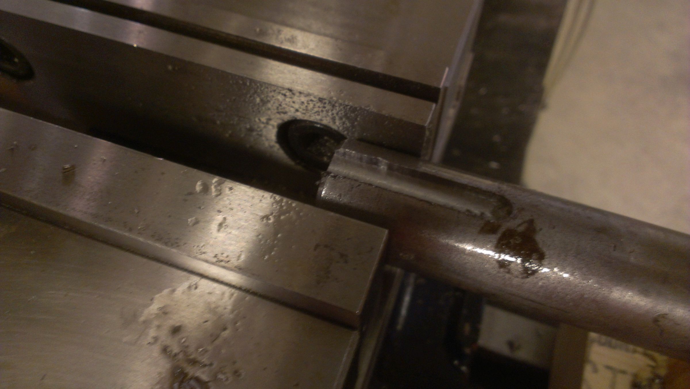 Milling a Keyway in a Steel Shaft - Instructables