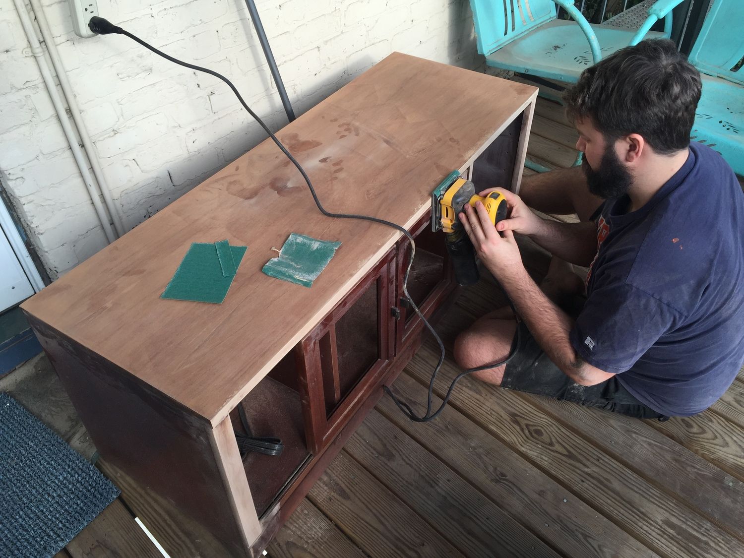 Upcycled TV Stand : 7 Steps (with Pictures) - Instructables