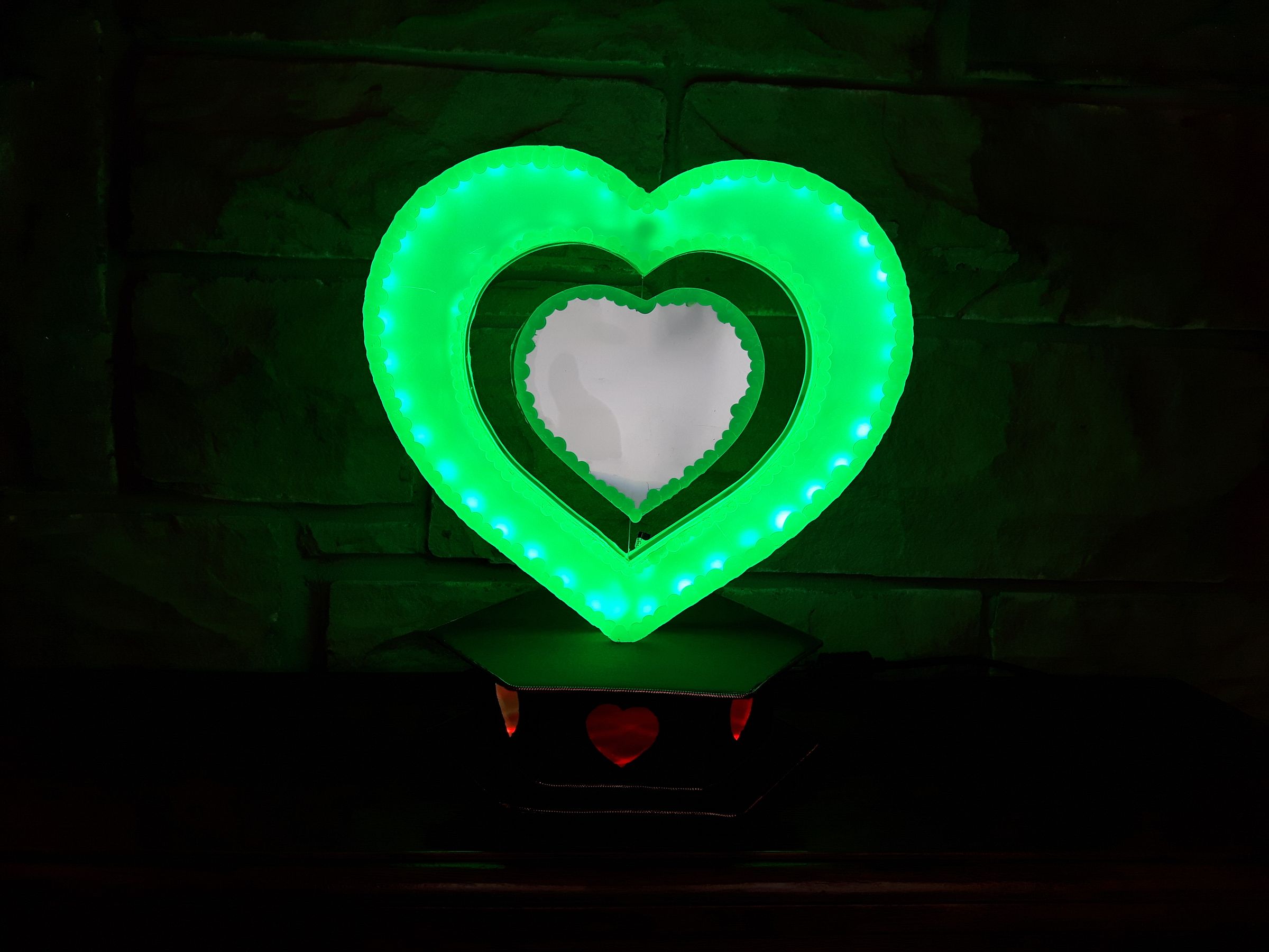 Broken LCD Recycled Into Heart Mood Light : 4 Steps (with Pictures ...