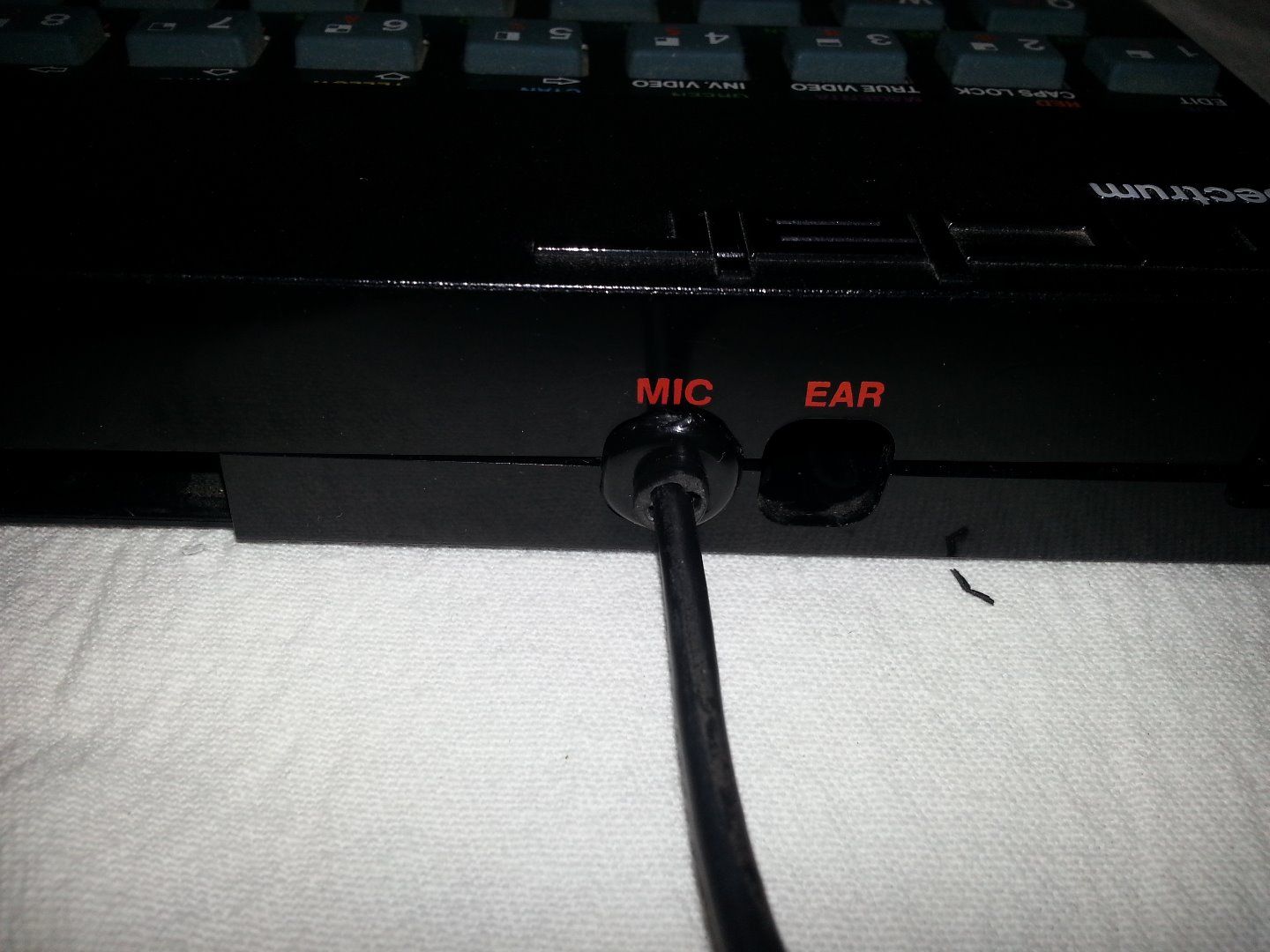 ZX Spectrum Wired USB Keyboard Part 1 : 6 Steps - Instructables