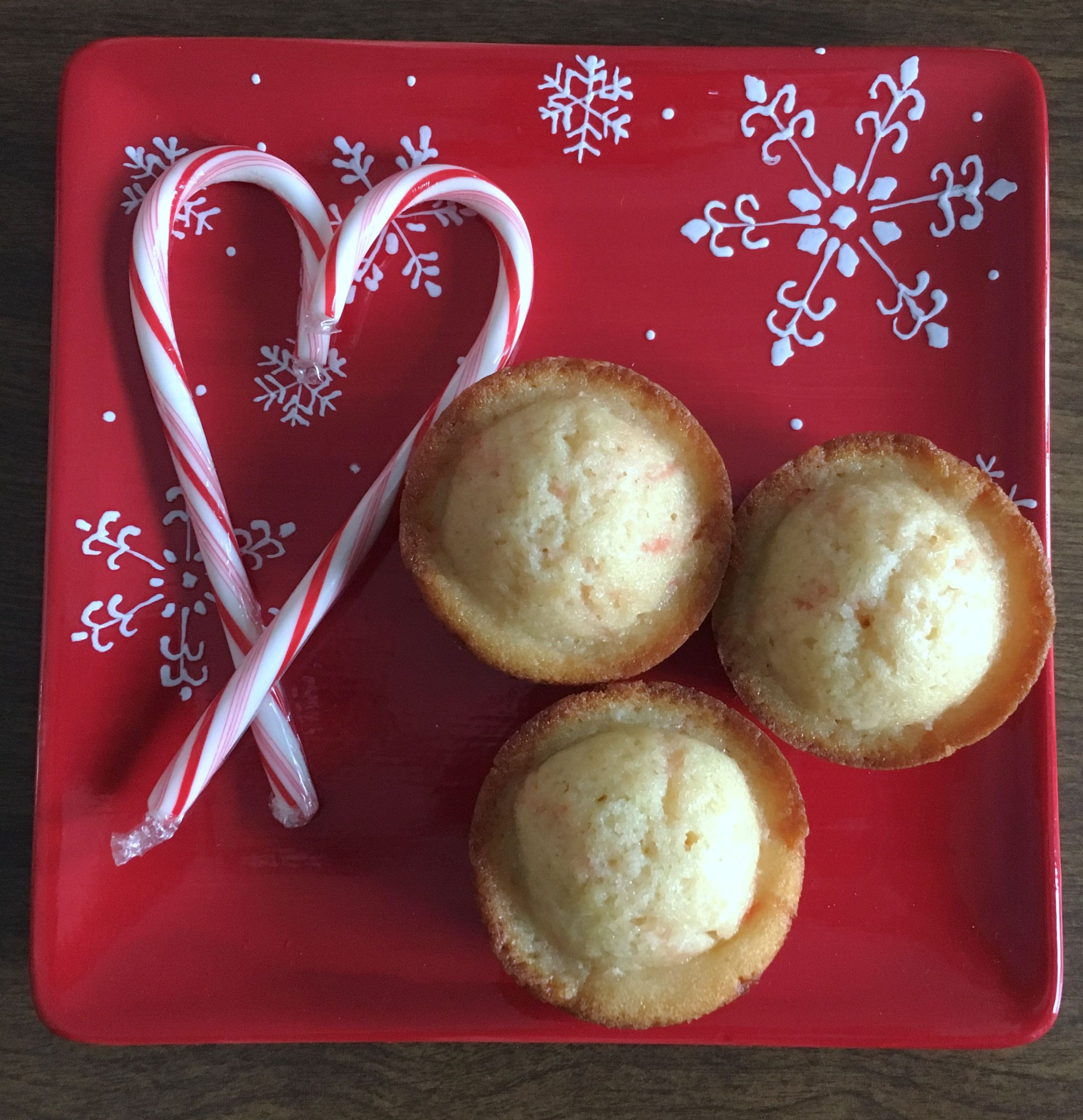 Candy Cane Cupcakes Aka Sweet Tomatoes/Souplantation Candy Cane Muffins ...