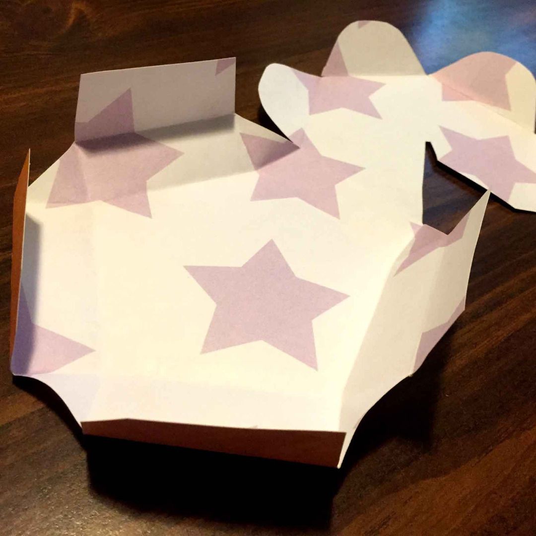 Honeyduke's Chocolate Frog Box : 6 Steps (with Pictures) - Instructables