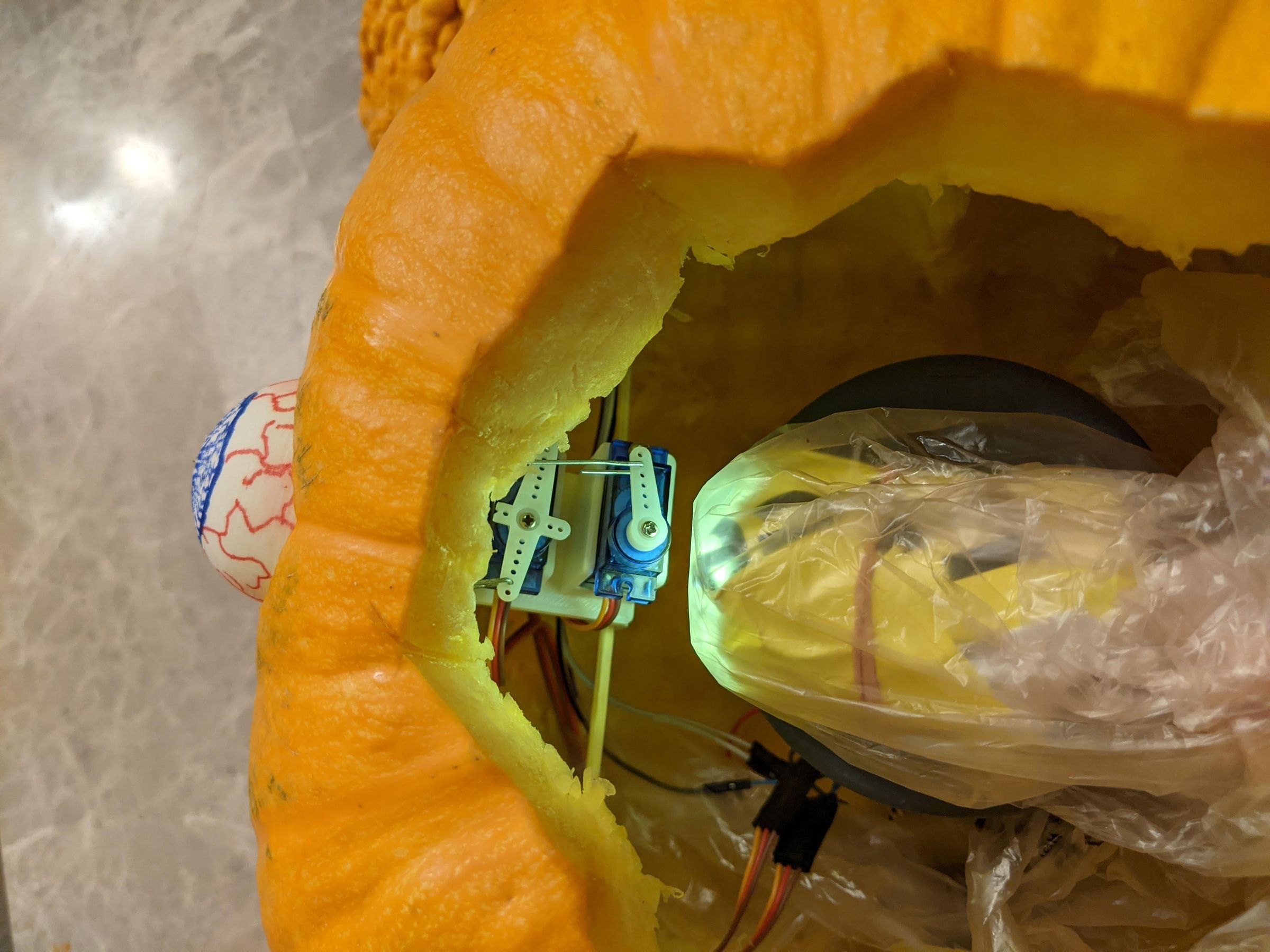 Halloween Pumpkin With a Moving Animatronic Eye | This Pumpkin Can Roll ...