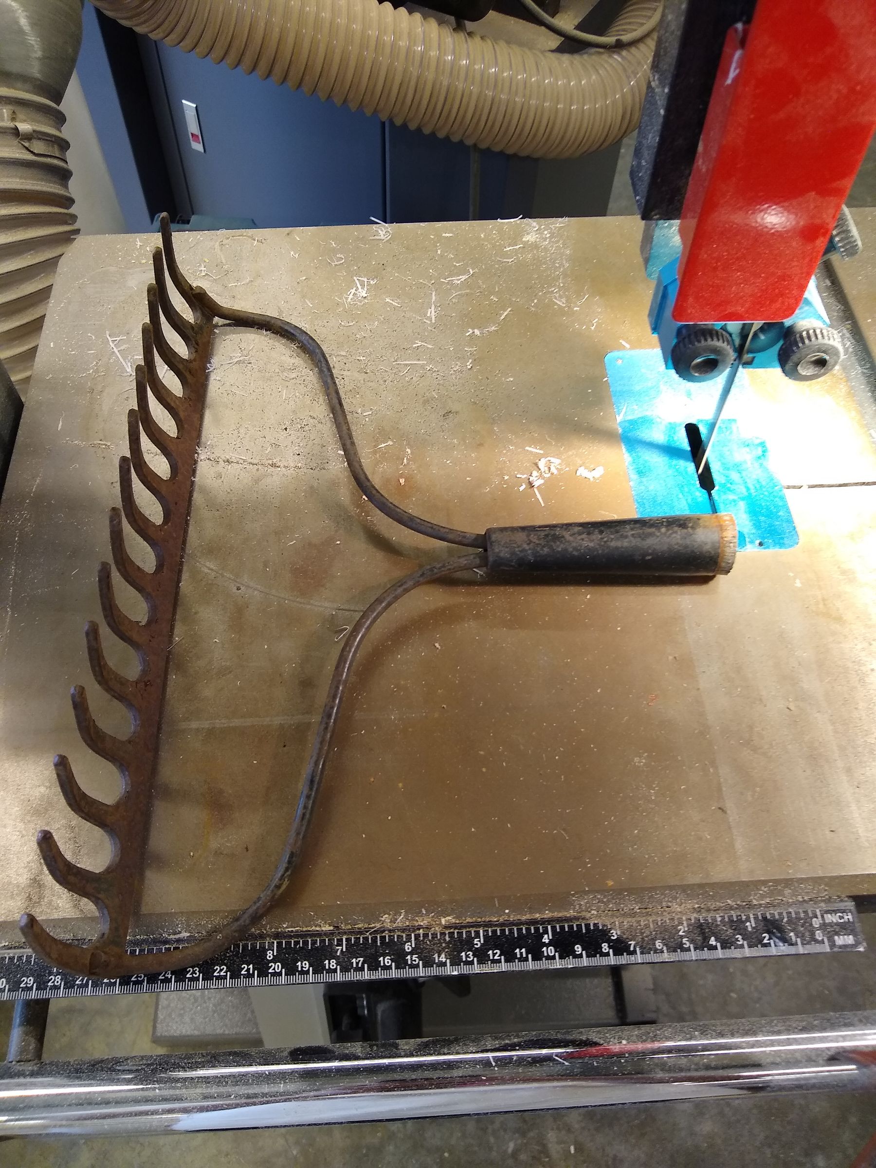 Recycled Rake Utensil Hanger : 3 Steps (with Pictures) - Instructables