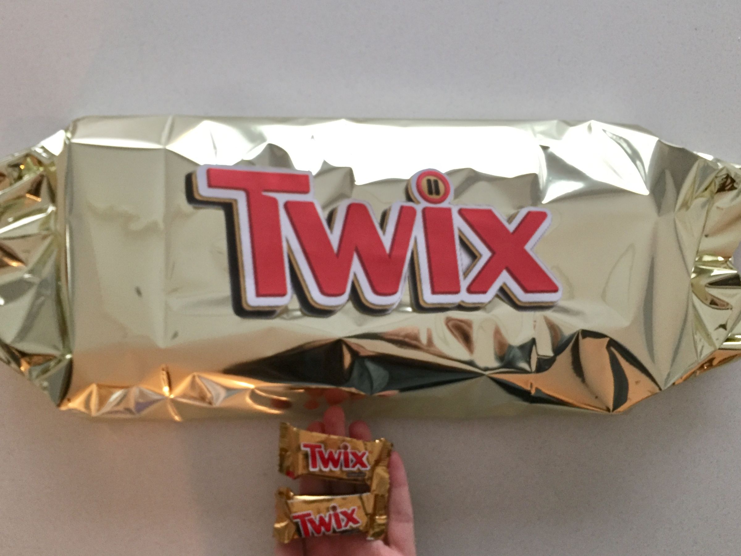 Giant Twix Bars! : 7 Steps (with Pictures) - Instructables