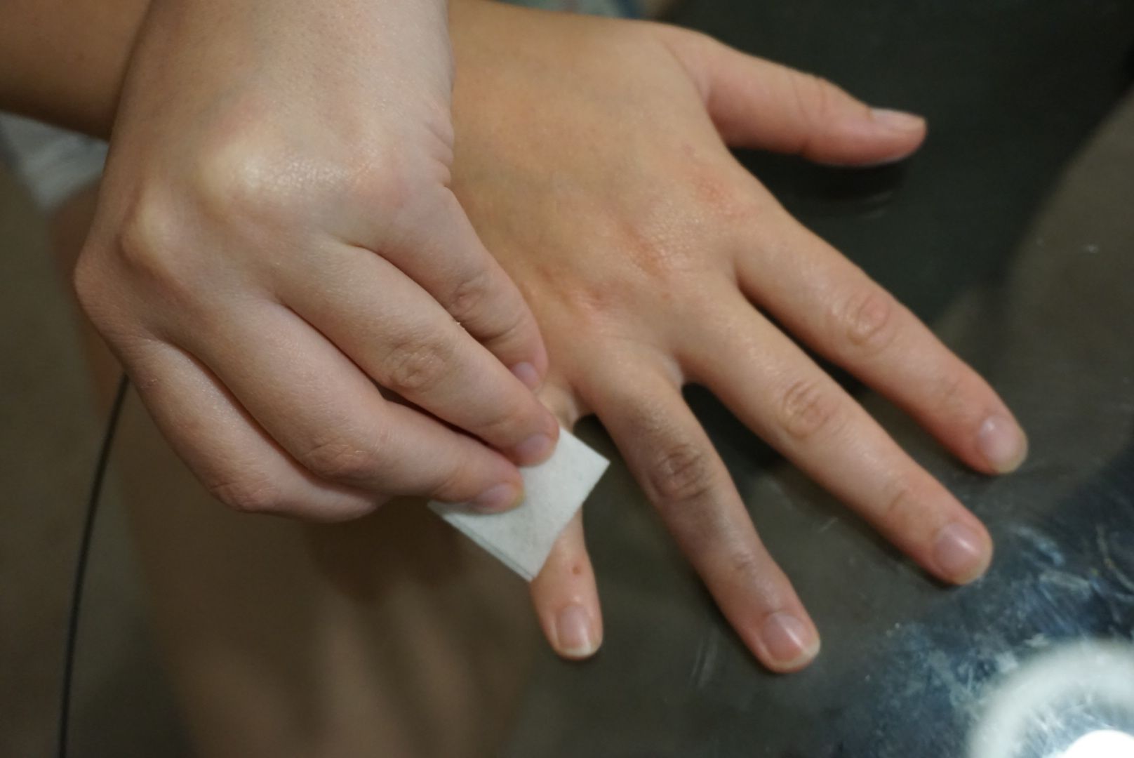 Finger Taping in 5 Minutes : 10 Steps (with Pictures) - Instructables