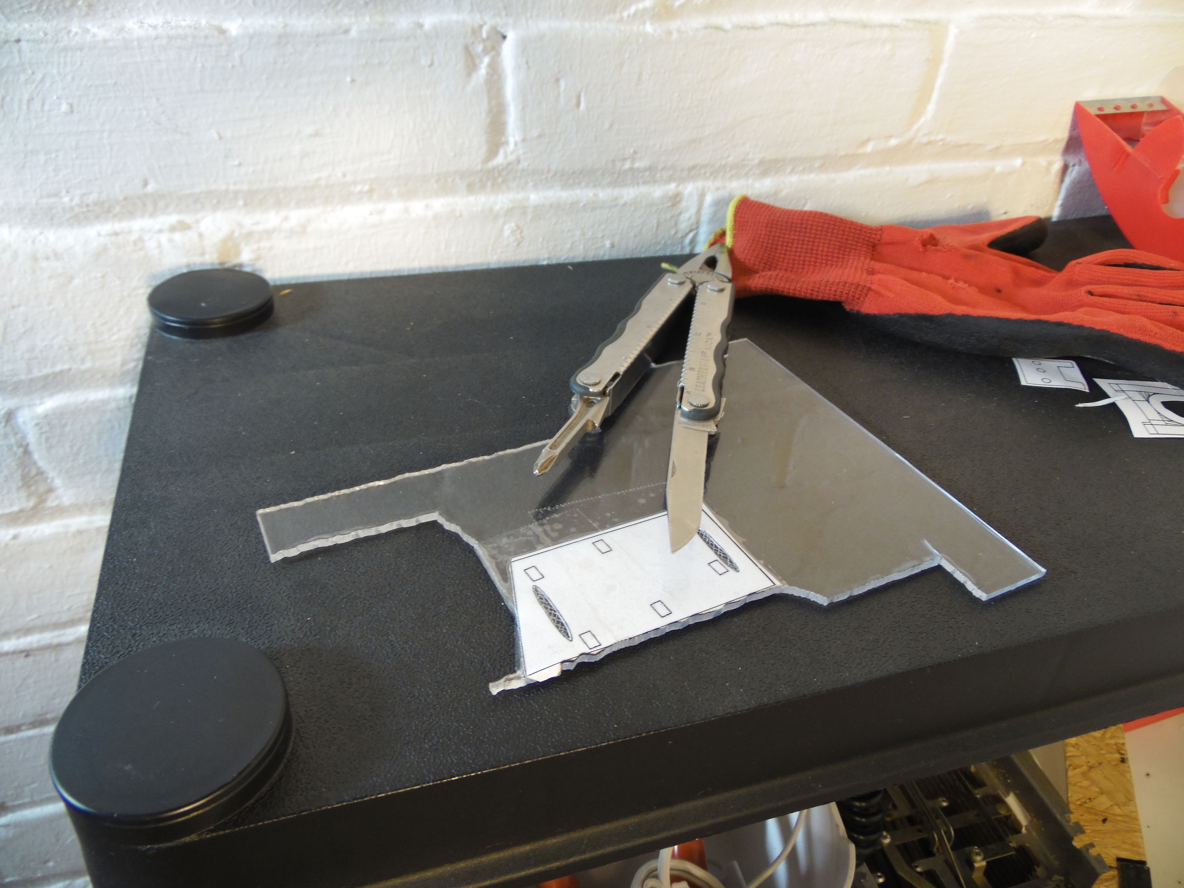 Palm Mounted Hand Flamethrower - Mk. 3 : 8 Steps (with Pictures ...