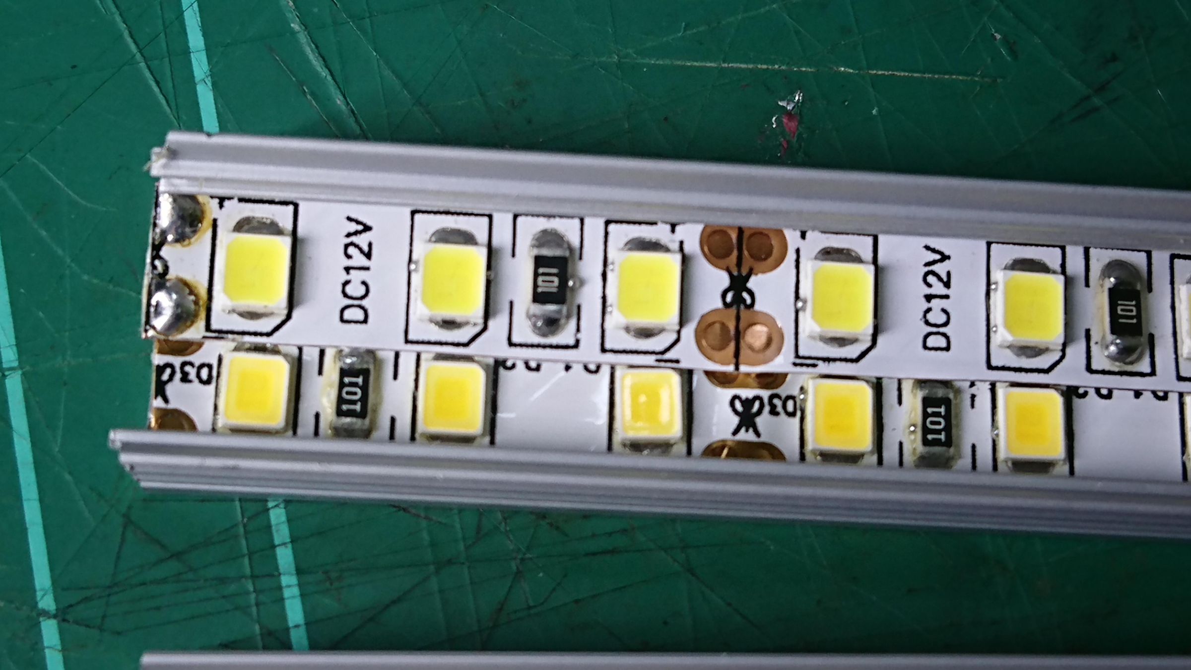 LED Ring Light for Laptop Screen : 5 Steps (with Pictures) - Instructables
