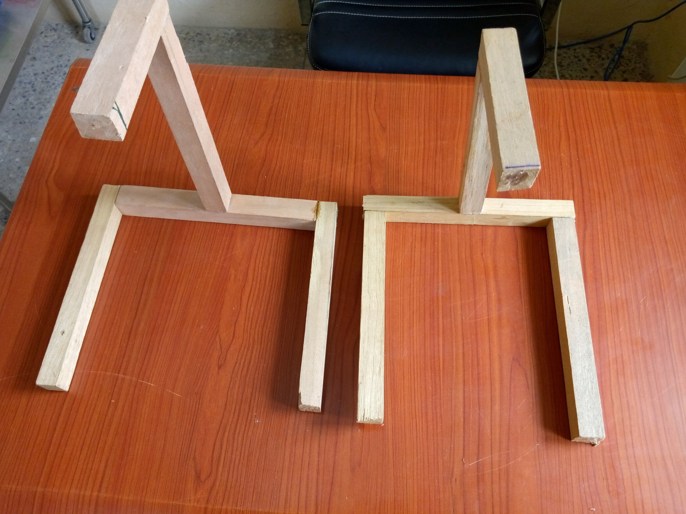 Scraps and Physics of a Tensegrity Structure : 12 Steps - Instructables