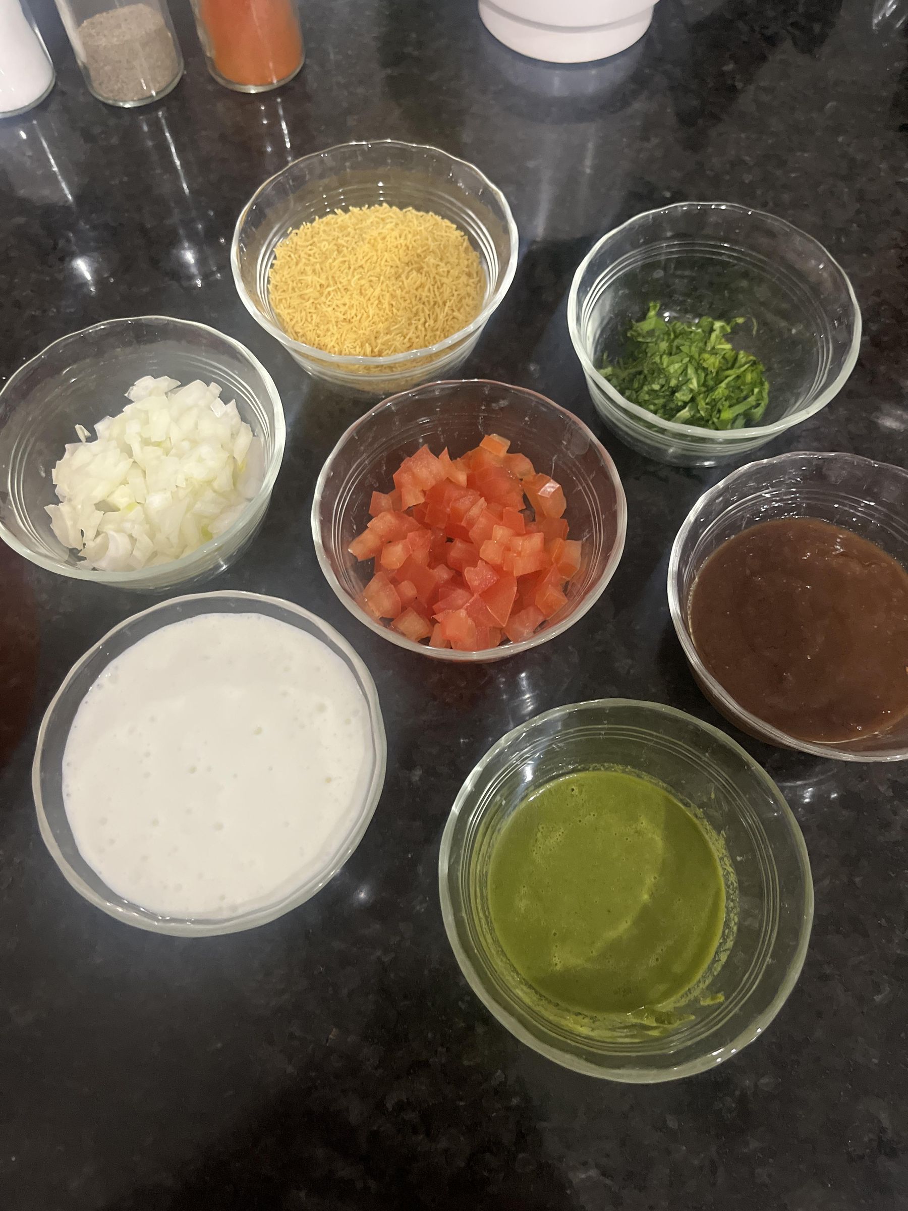 Learn How to Make Samosa Chaat! : 8 Steps - Instructables