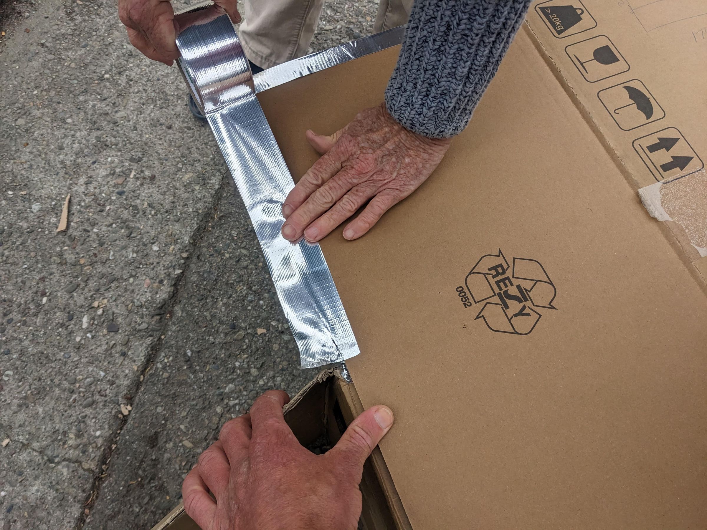 Cardboard Fold-flat Headrest to Extend Legroom for Sleeping in Your Car ...
