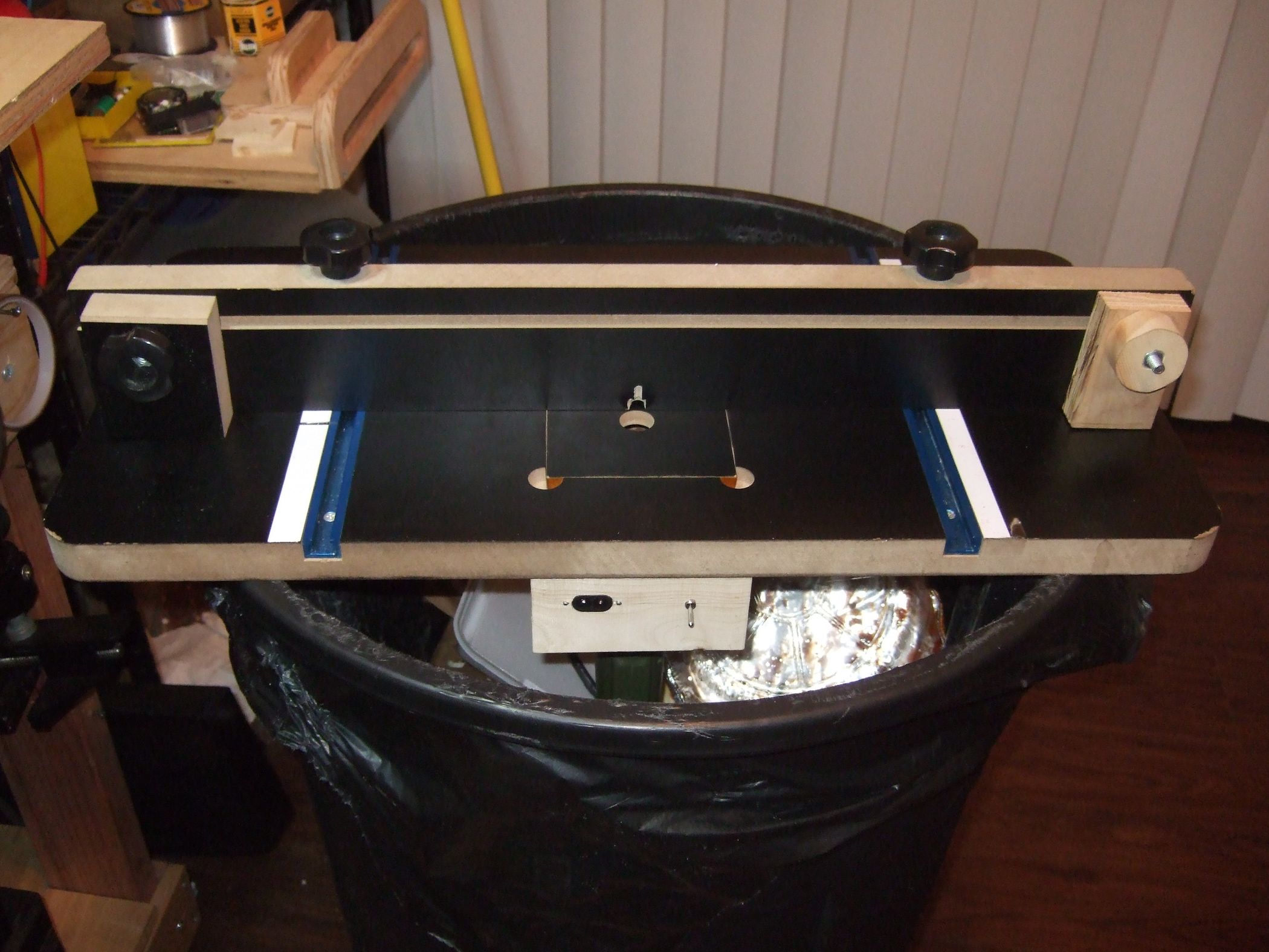 Garbage Can Dremel Router Table Table : 8 Steps (with Pictures ...