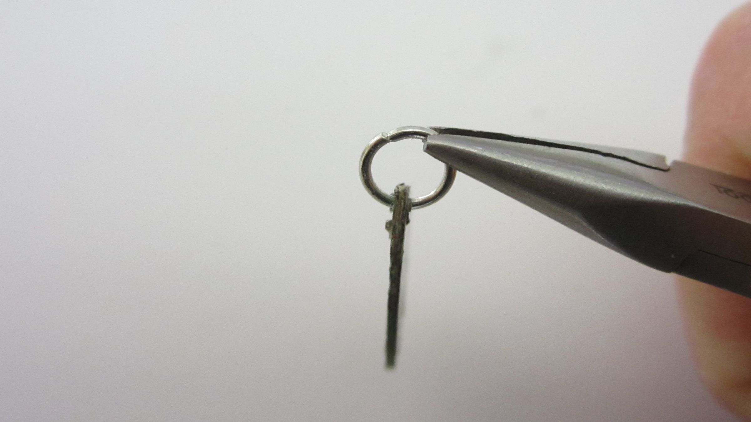 Make Jewelry From Computer Parts : 8 Steps (with Pictures) - Instructables