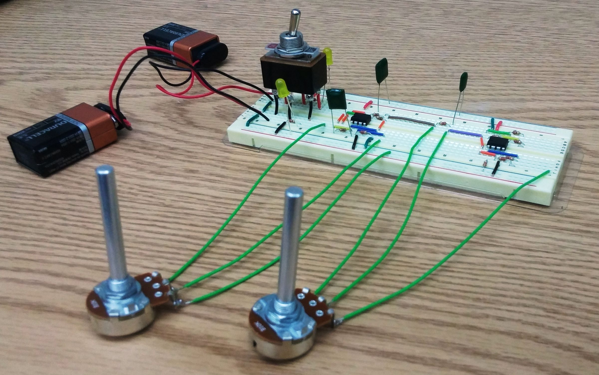 Chua's Chaos Circuit : 7 Steps - Instructables