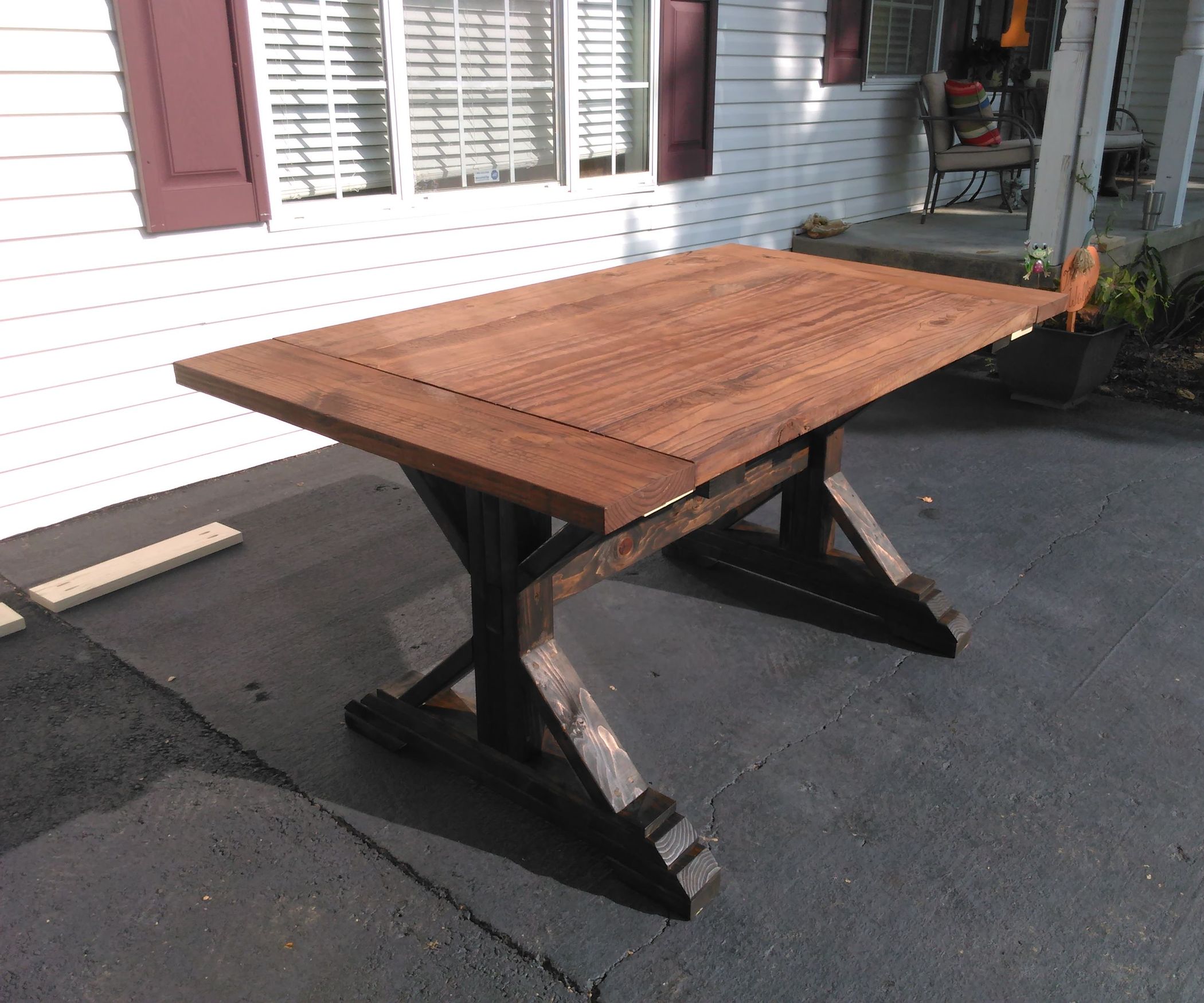 Rustic Farmhouse Table DIY : 10 Steps (with Pictures) - Instructables