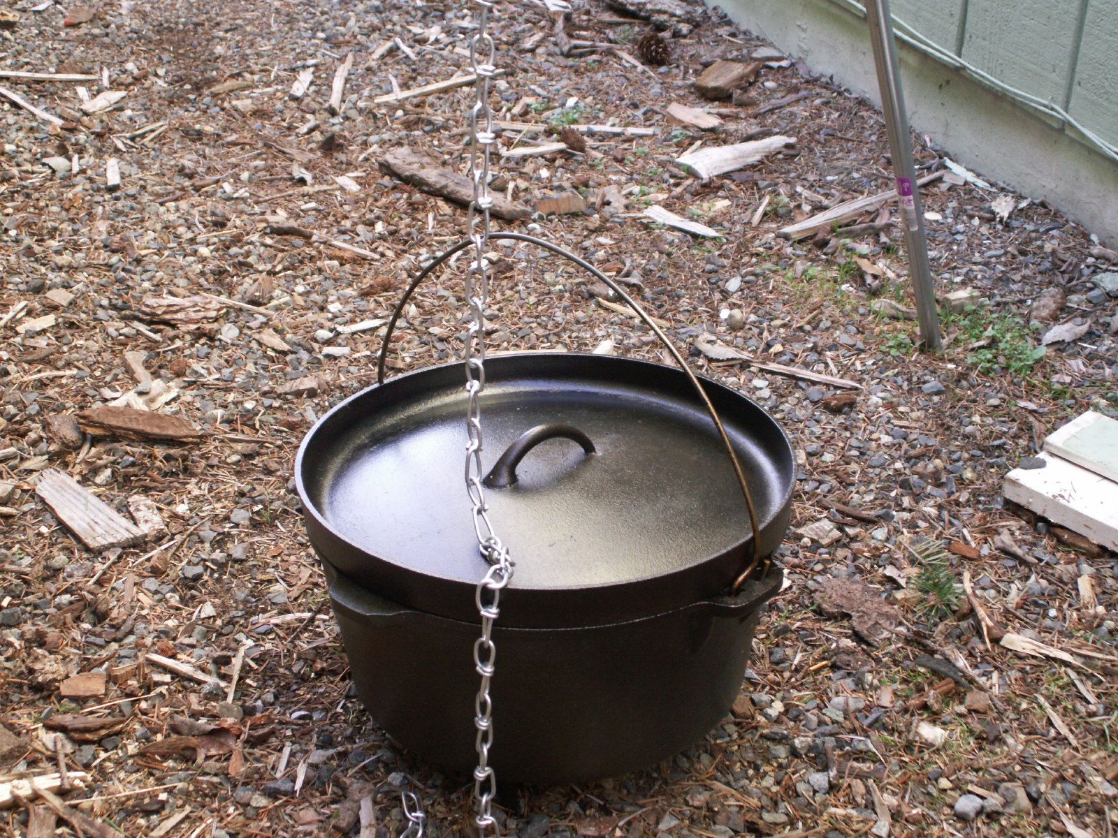 Camping Tripod for Cooking Over Fire : 9 Steps (with Pictures ...