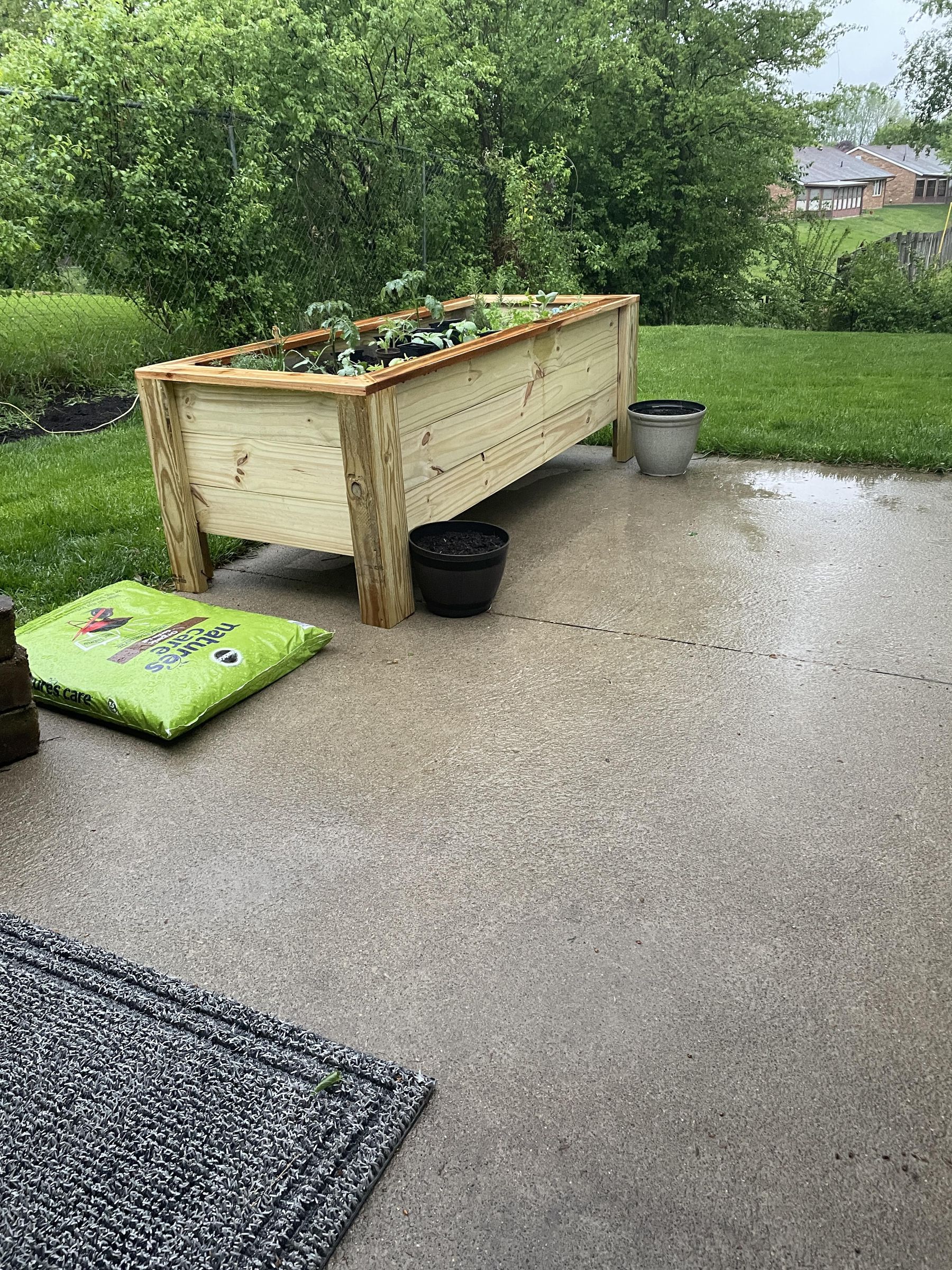 Elevated Planter Raised Bed : 5 Steps (with Pictures) - Instructables