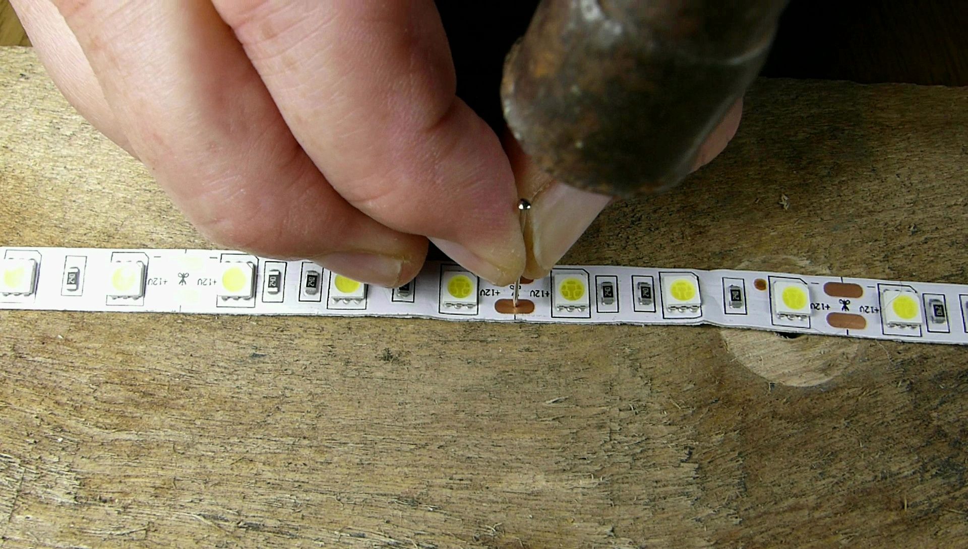 Modern Led Infinity Mirror Table Lamp : 19 Steps (with Pictures ...