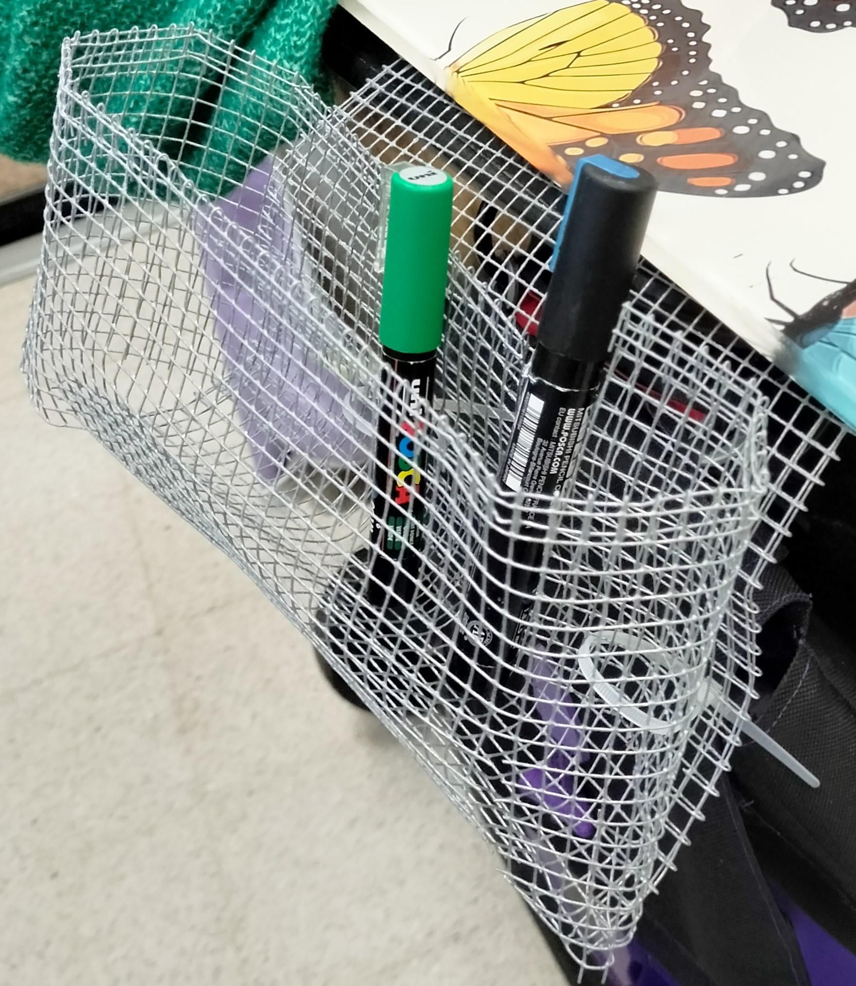 D4E1-DB- Mandje Als Stiftenhouder : 4 Steps - Instructables