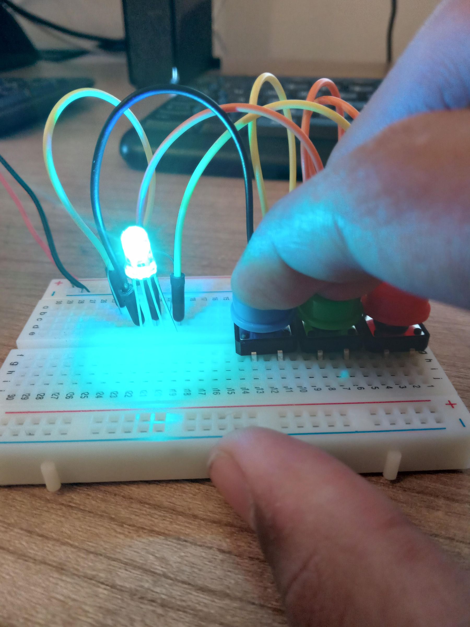 RGB LED Color Changer : 7 Steps (with Pictures) - Instructables