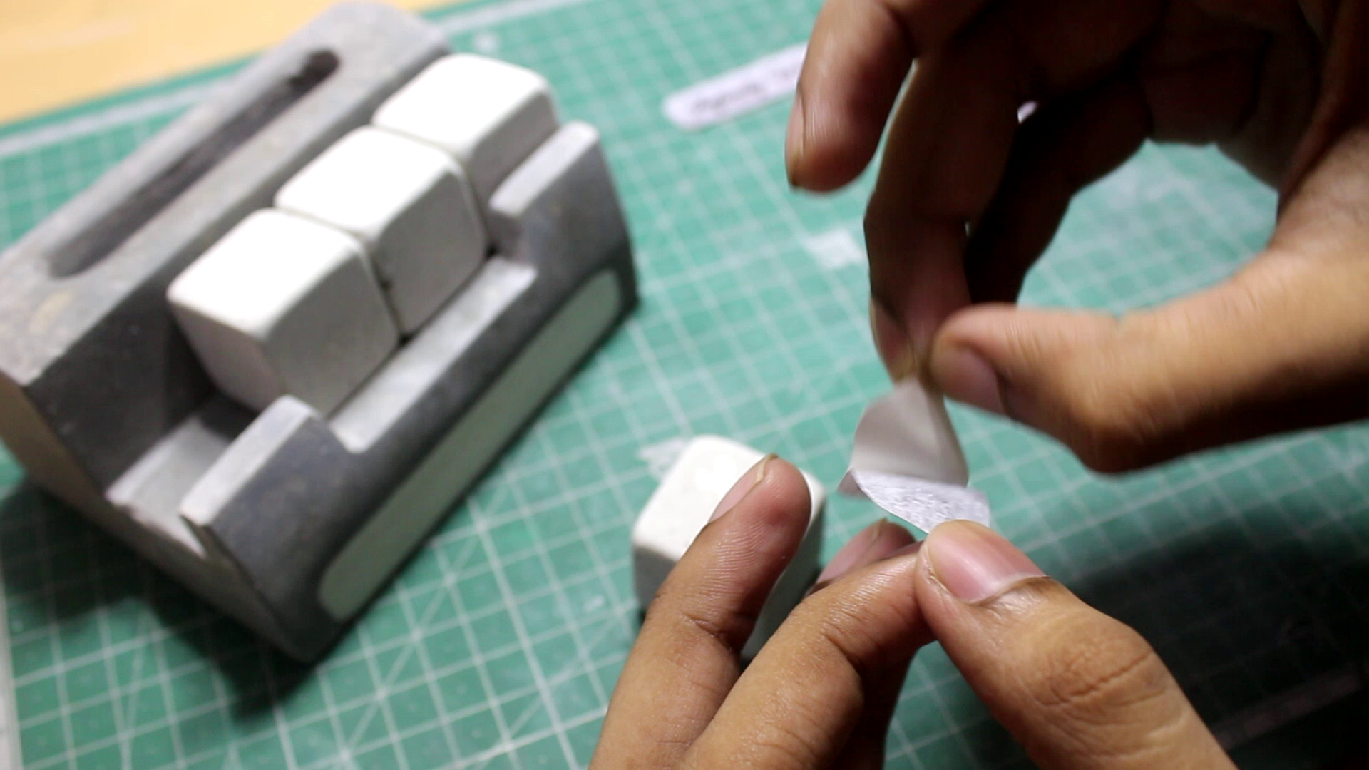 Concrete Calendar With Dedicated Phone Stand : 8 Steps (with Pictures ...