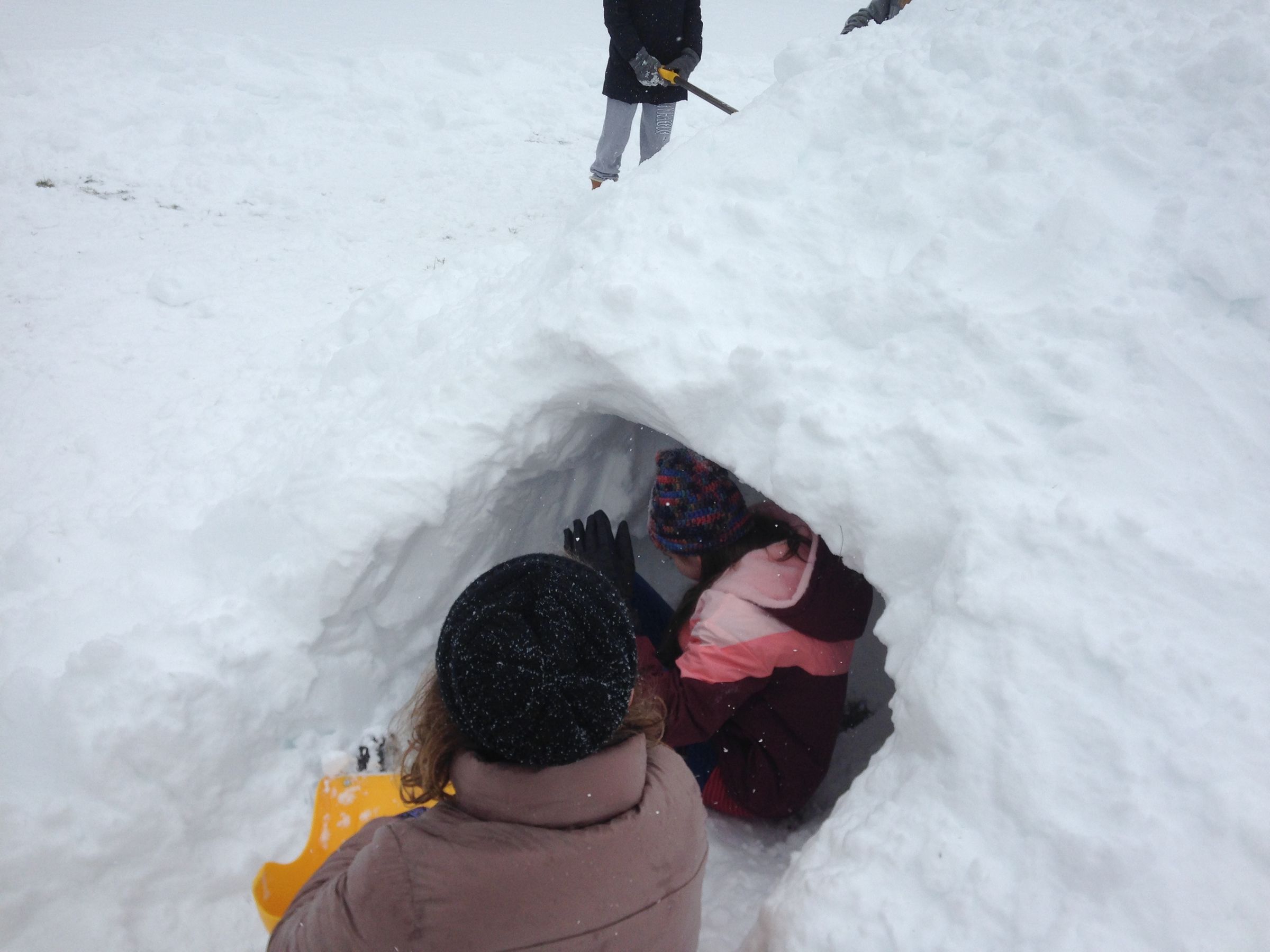 Let's Make a Snow Fort! - Building a Quinzhee : 7 Steps (with Pictures ...