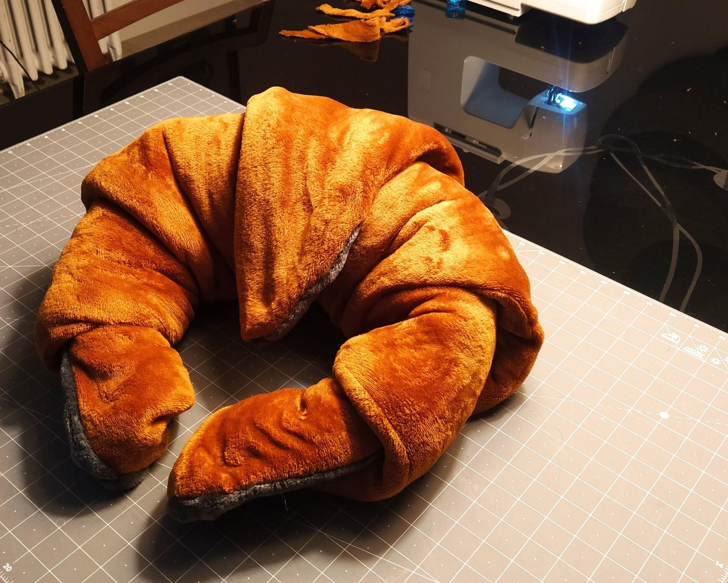 Comfy Croissant, Cushion and Throw Blanket : 6 Steps (with Pictures ...