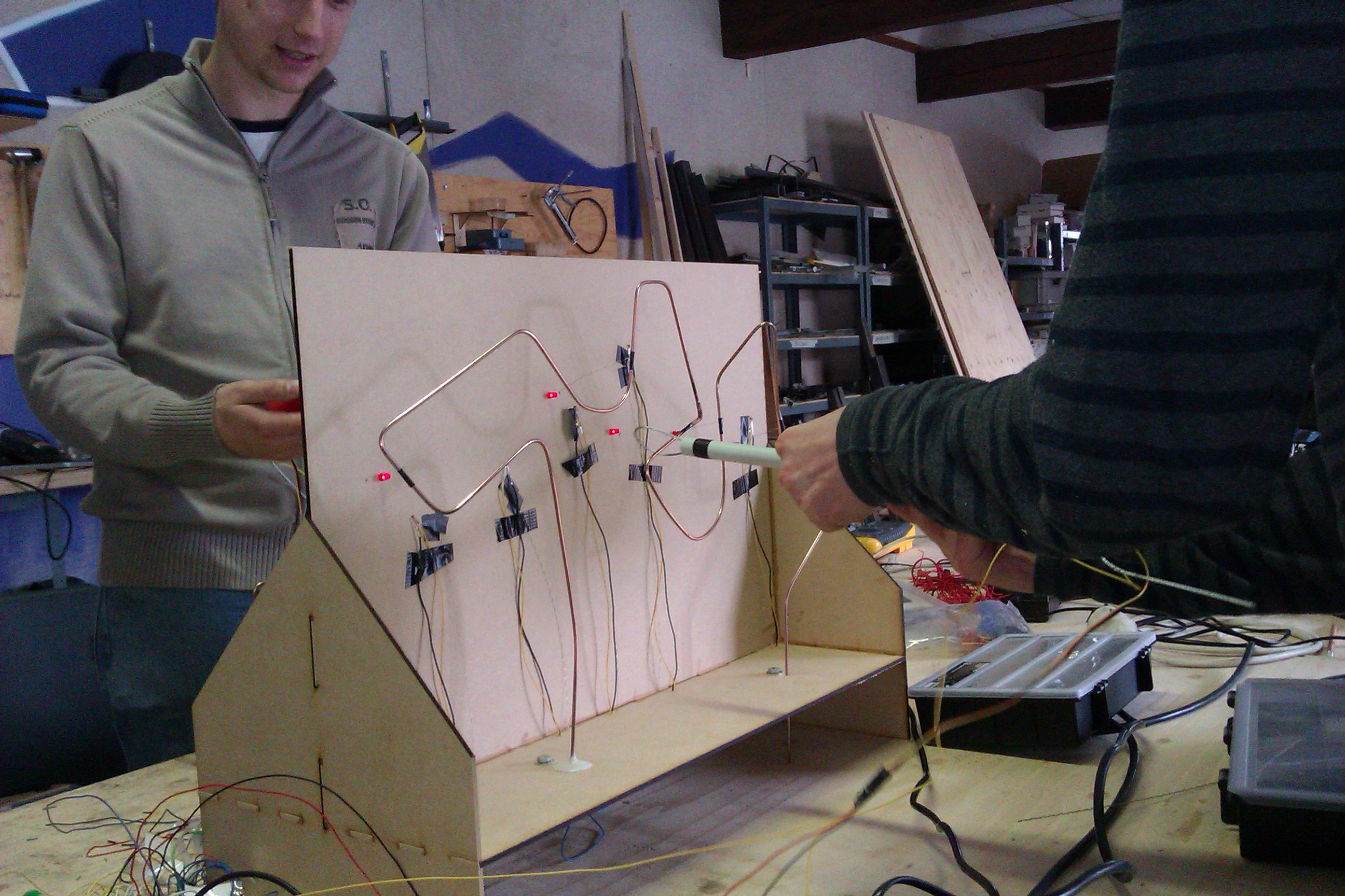 Xtreme Buzzwire-4-2 (Arduino Jam Project) : 6 Steps (with Pictures ...