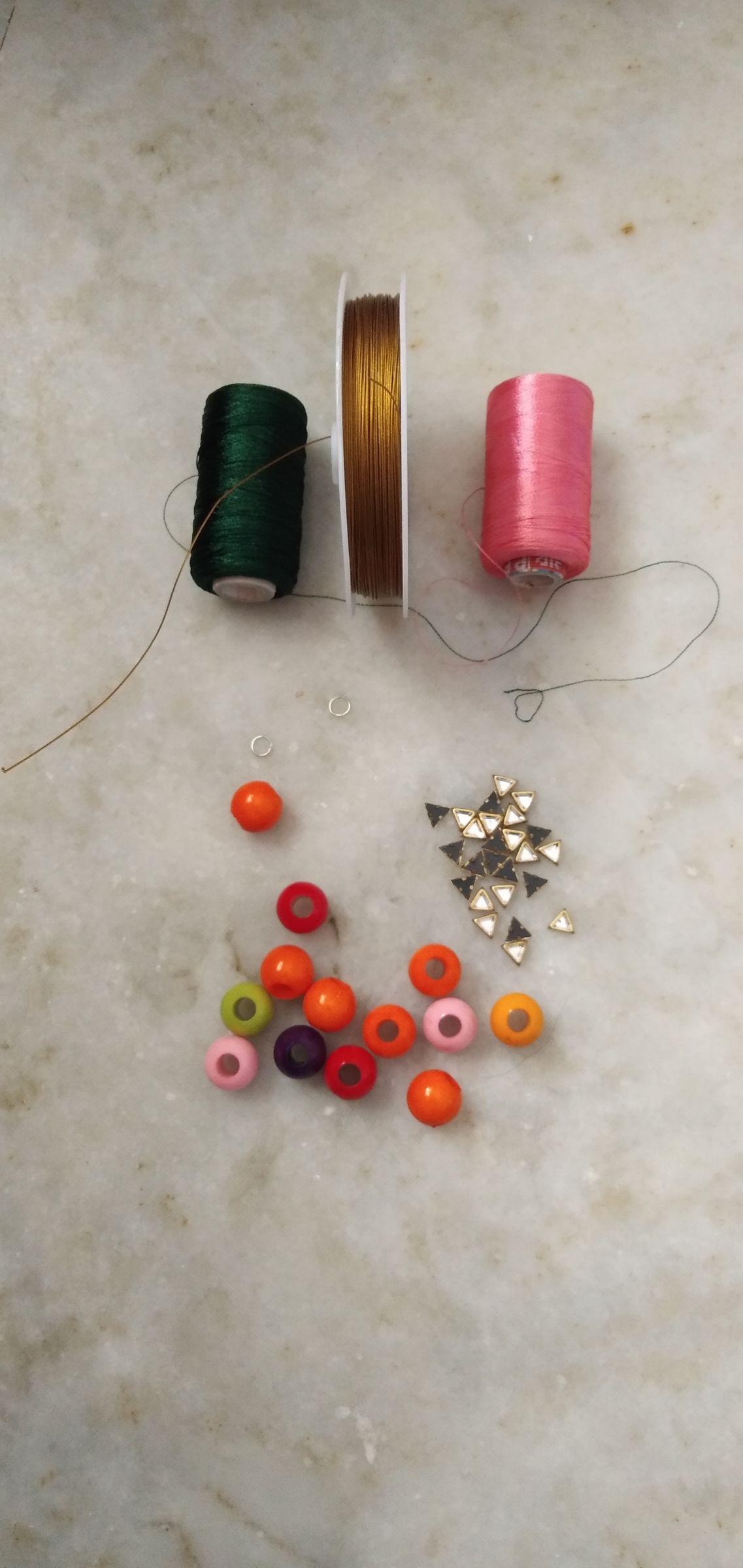 Simple Silk Thread Jewellery : 4 Steps - Instructables