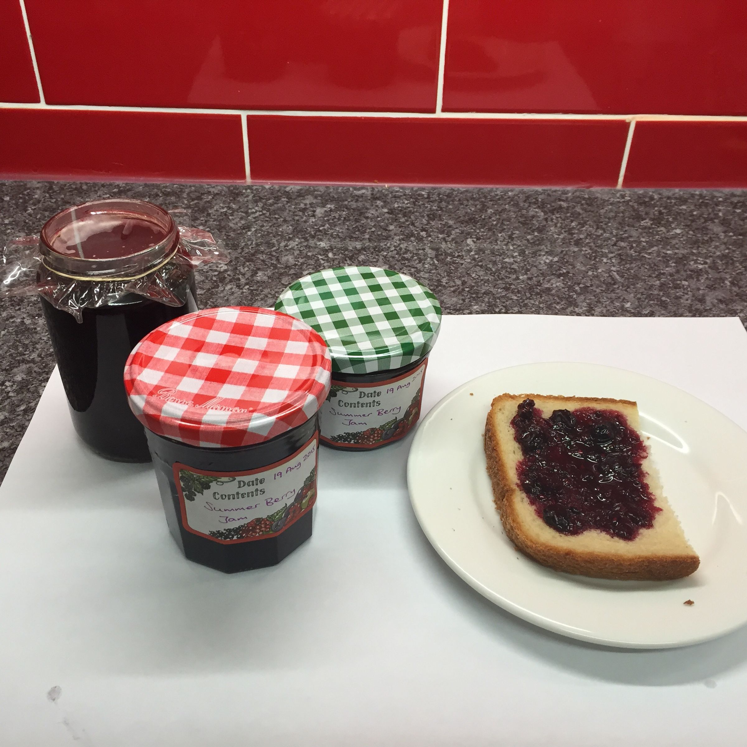 Summer Berry Jam : 4 Steps (with Pictures) - Instructables