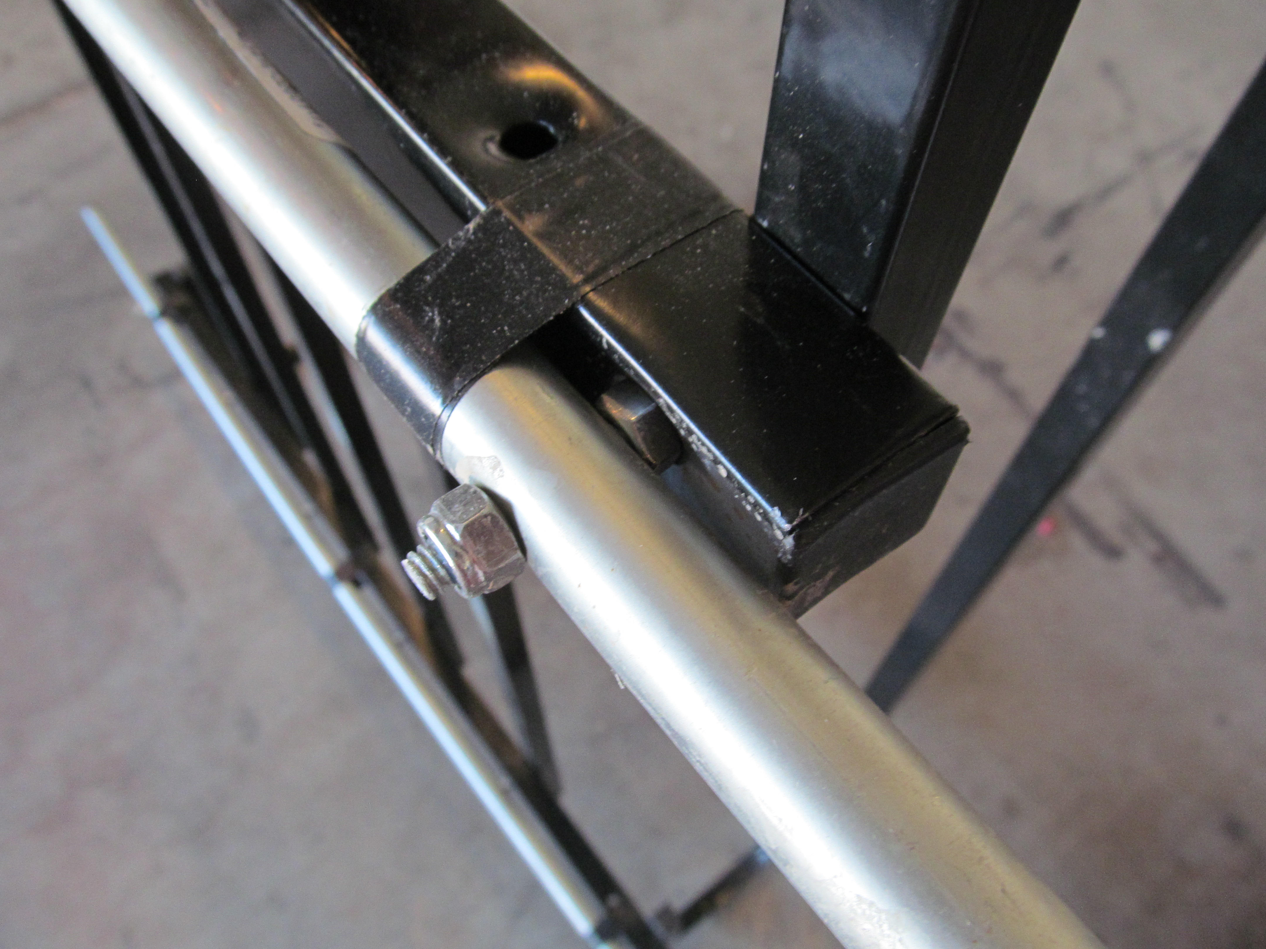 DIY Roof Rack Cross Bars : 5 Steps (with Pictures) - Instructables