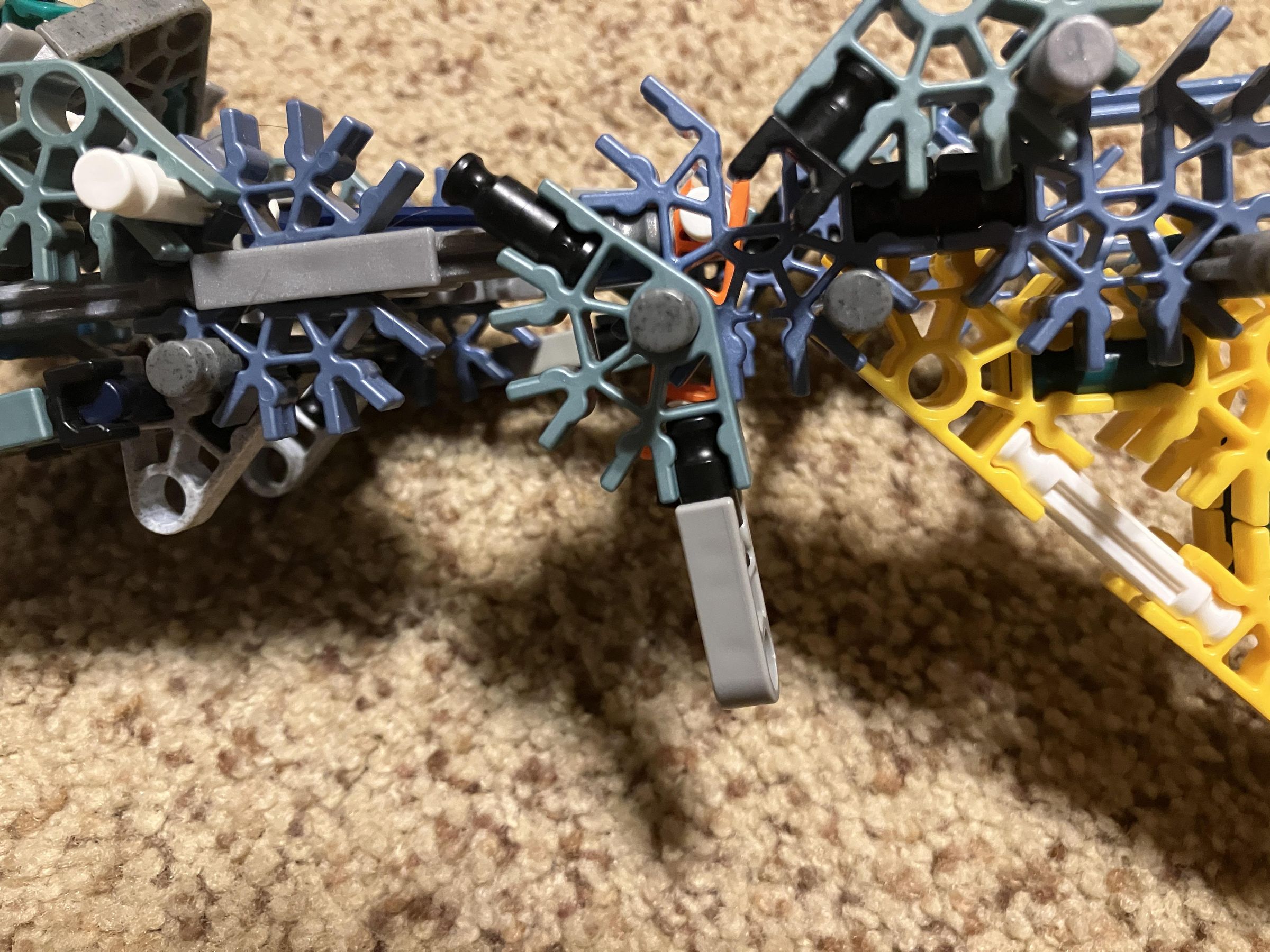 Eustace the Dragon, a K'nex Dragon Puppet : 7 Steps (with Pictures ...