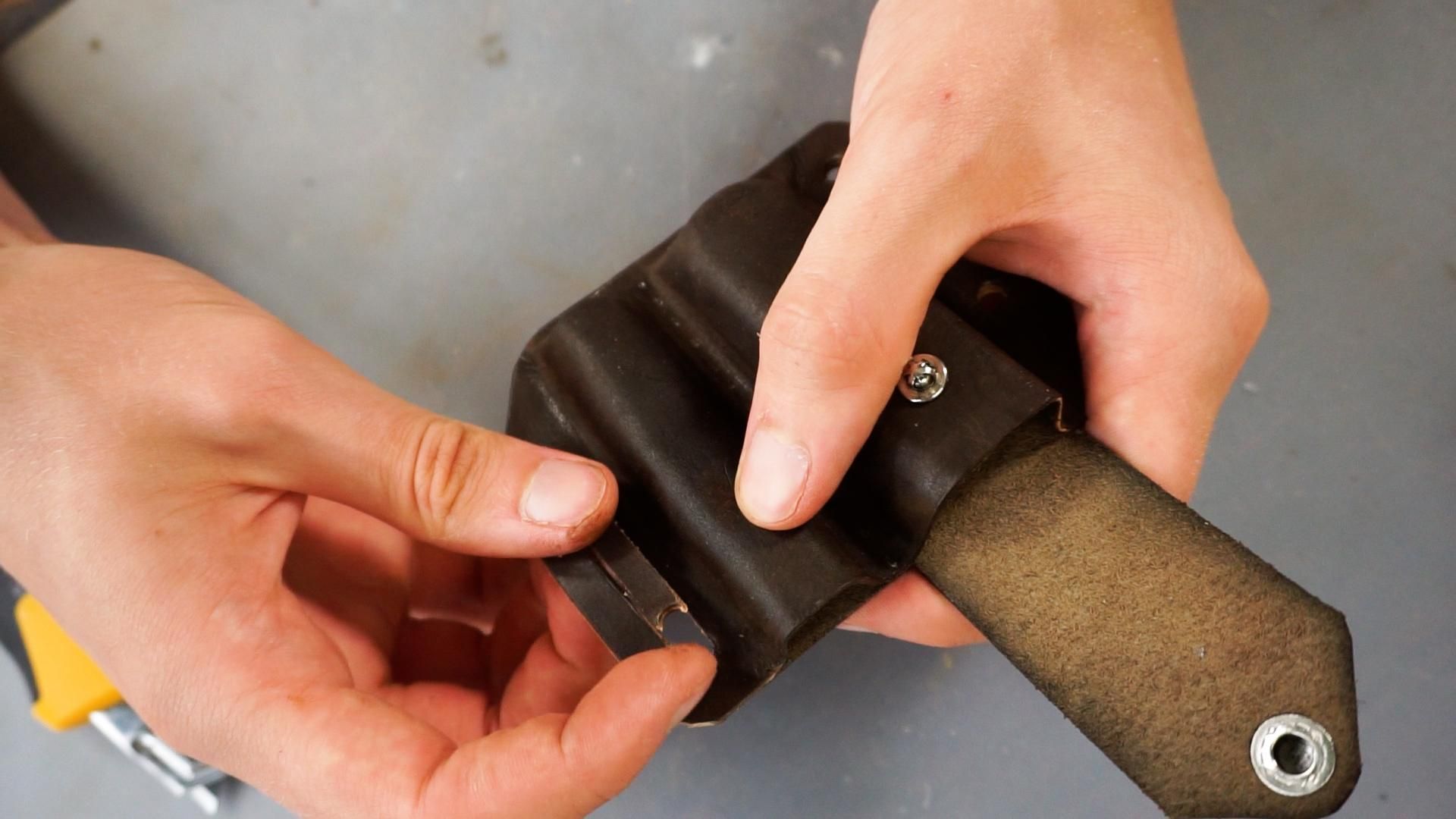 Wet Molded EDC Leather Sheath for a Swiss Army Knife and a Flashlight ...