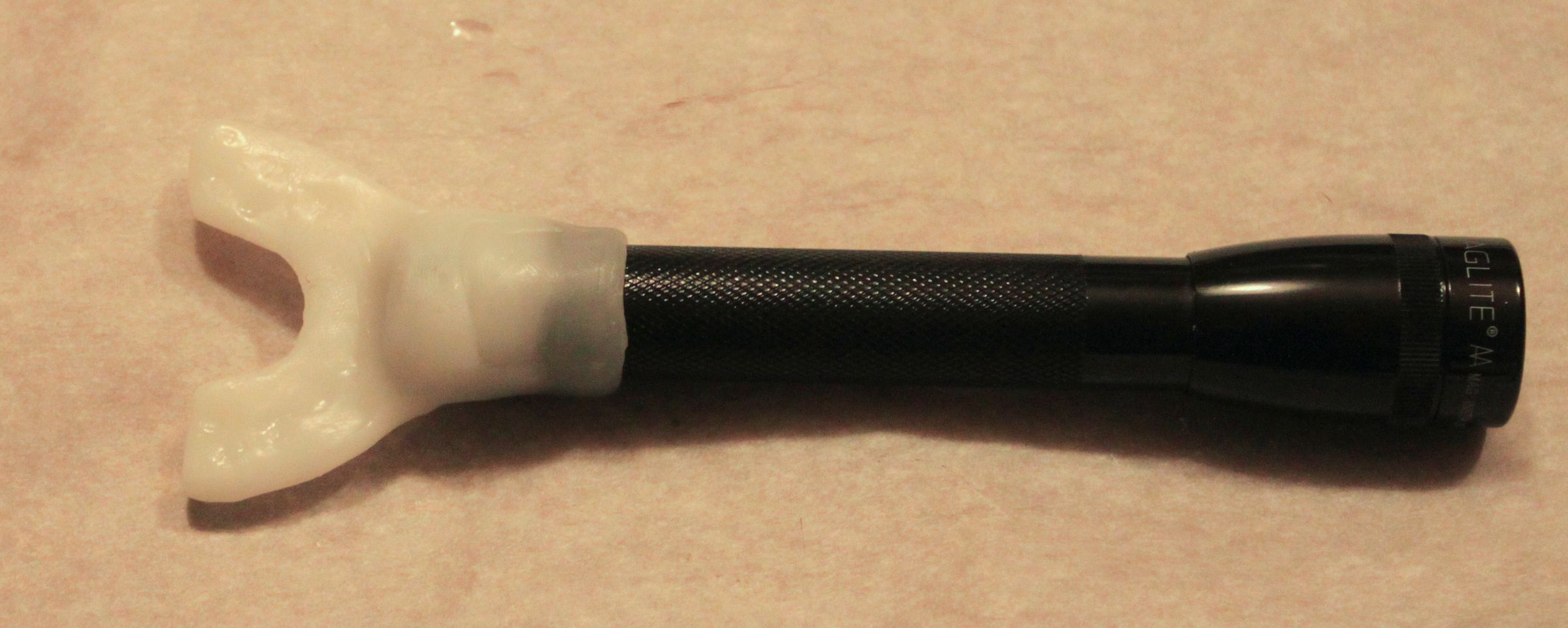 Bite Light: the Mouth Held Flashlight Hack : 4 Steps - Instructables