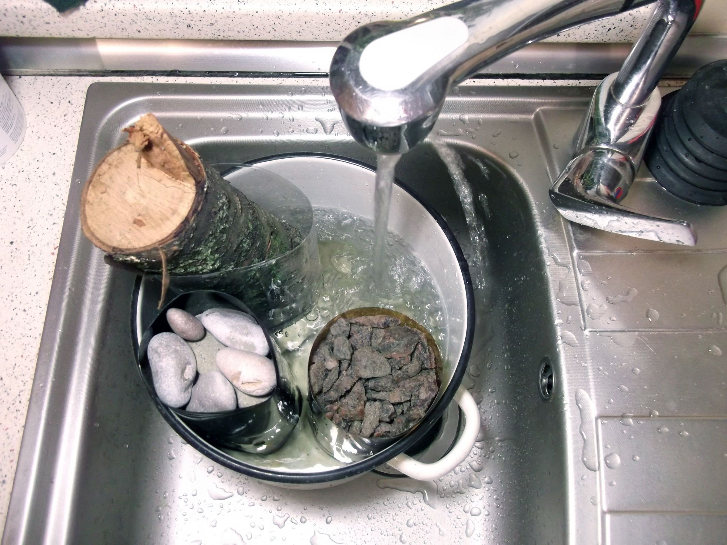 Shaping Plastic Bottles Into Something Interesting : 14 Steps (with ...