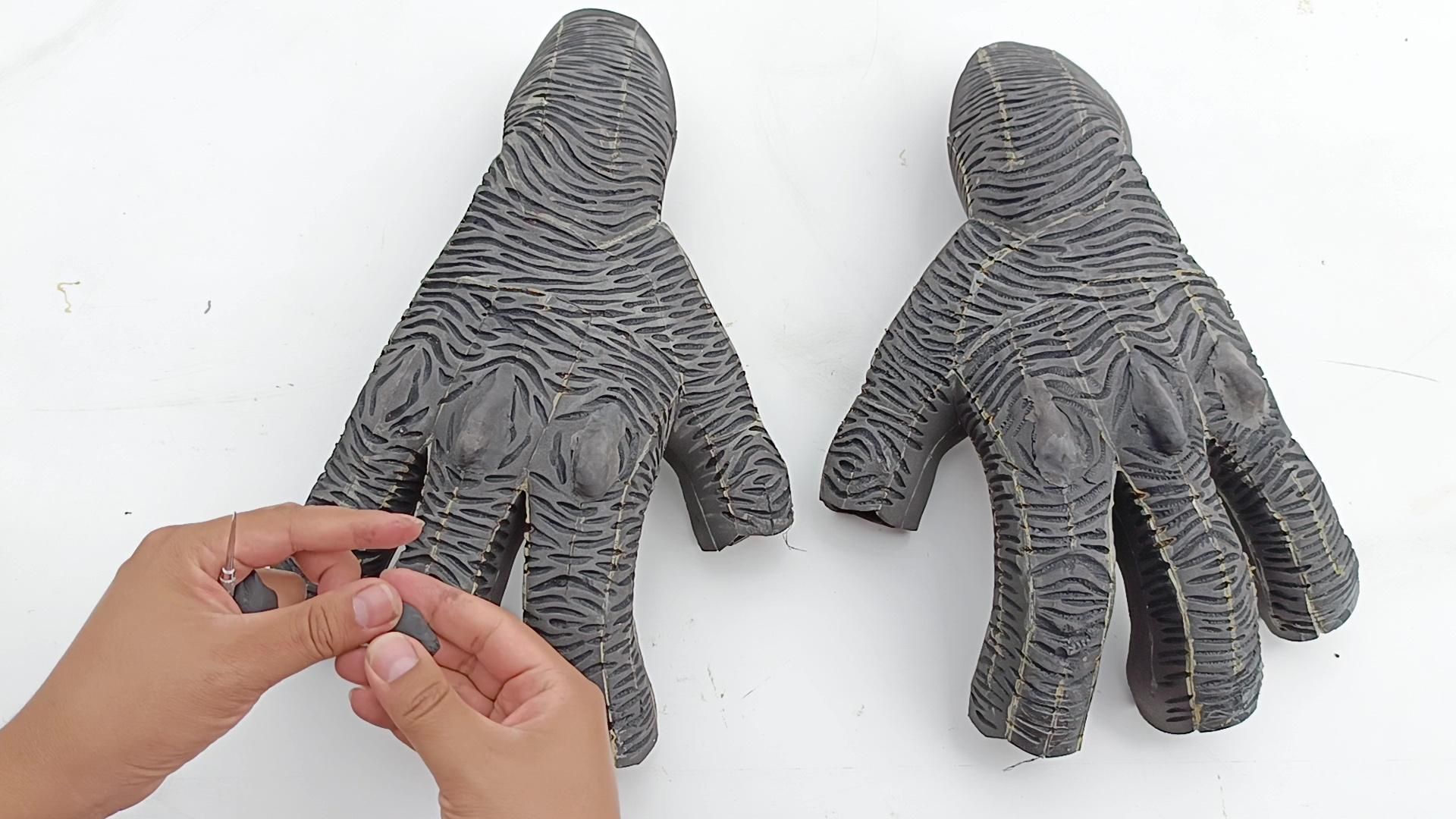 Krite Creature Costume From Critters Movie 1986 : 63 Steps (with ...